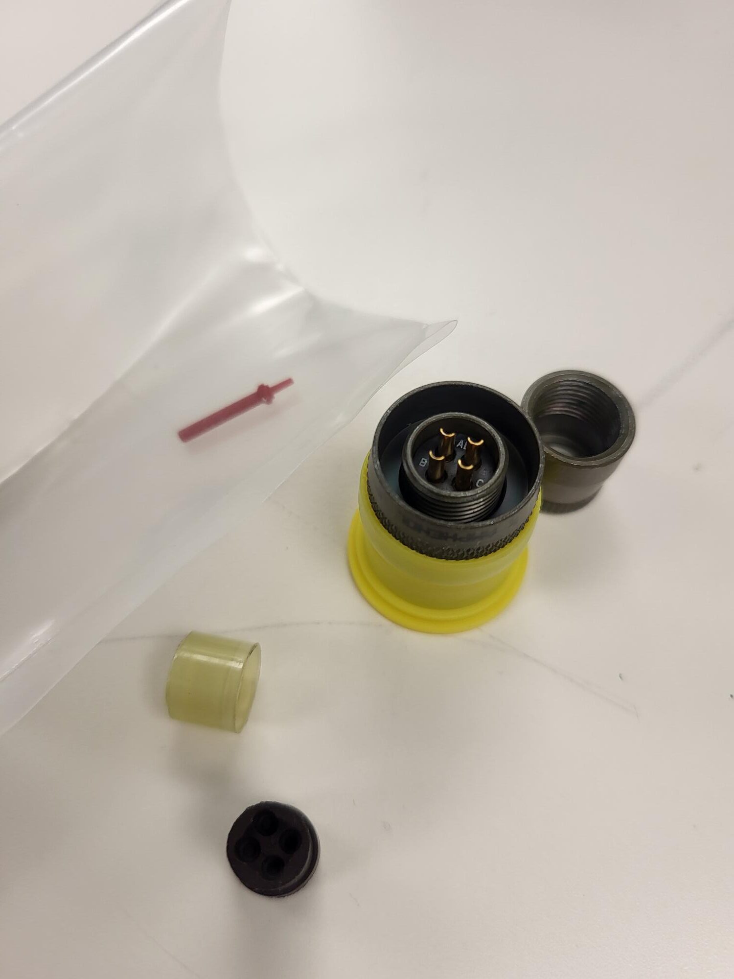 Amphenol Mil-Spec Connector Kit MS3116E8-4S - Multi-Pin and Mil-Spec ...