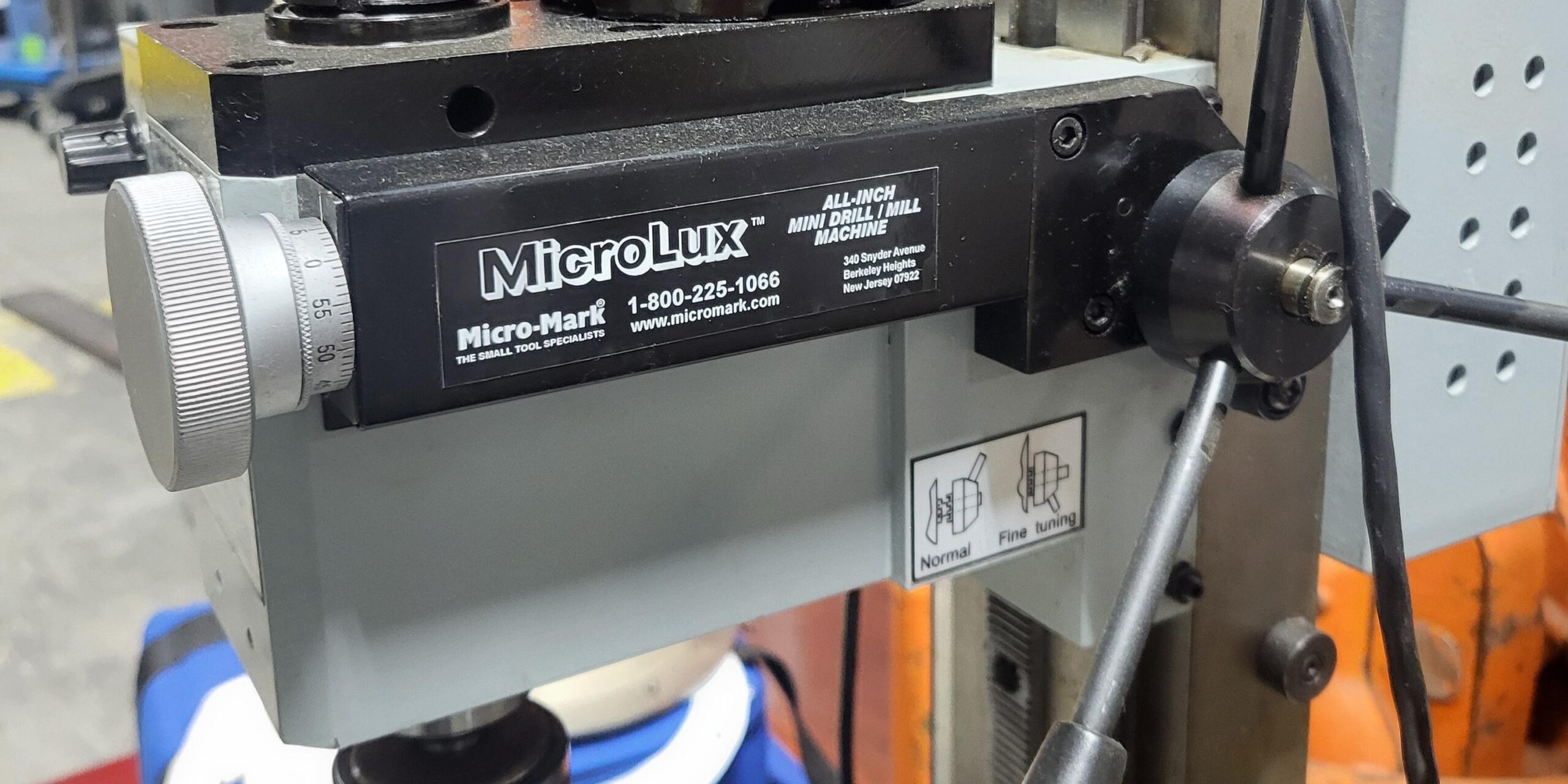 Micro-Lux Mini Vertical Milling Drilling Machine 95D-1