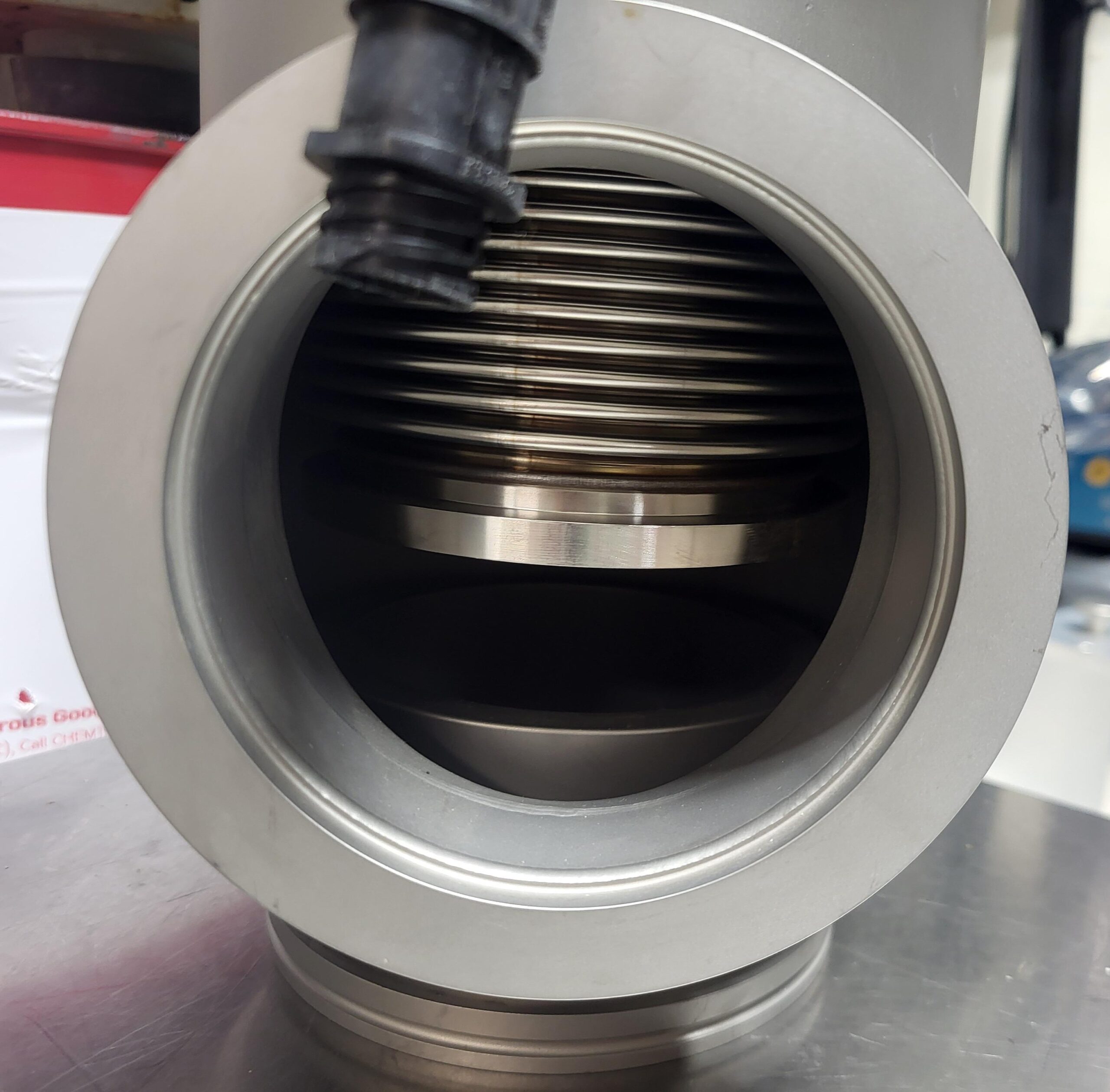 MKS HPS 93-1764 Right Angle Poppet Valve - Pneumatic - Vacuum Valves ...