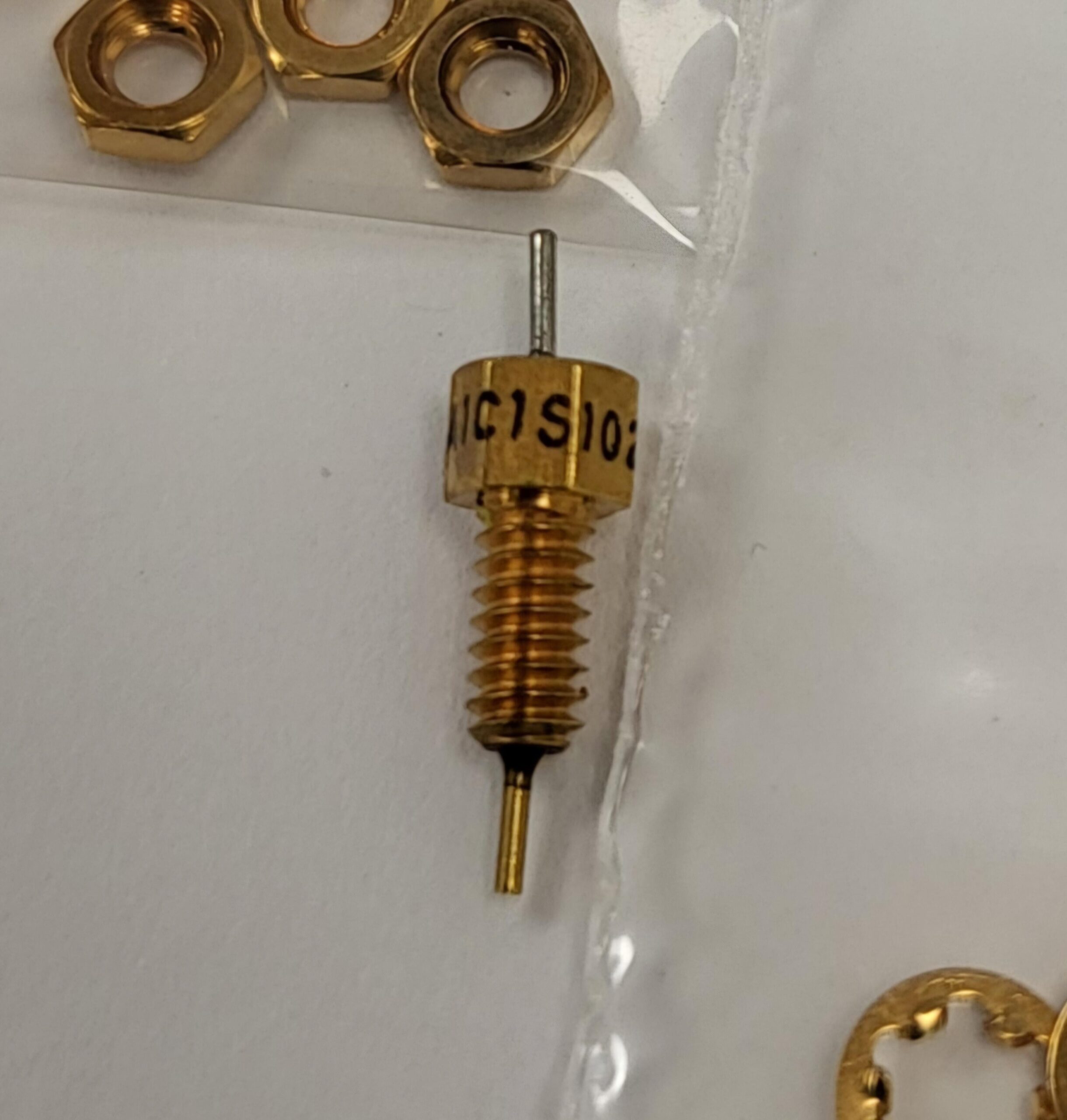 EMI Bolt Style Filter SA1C1102L for Superior EMI Suppression