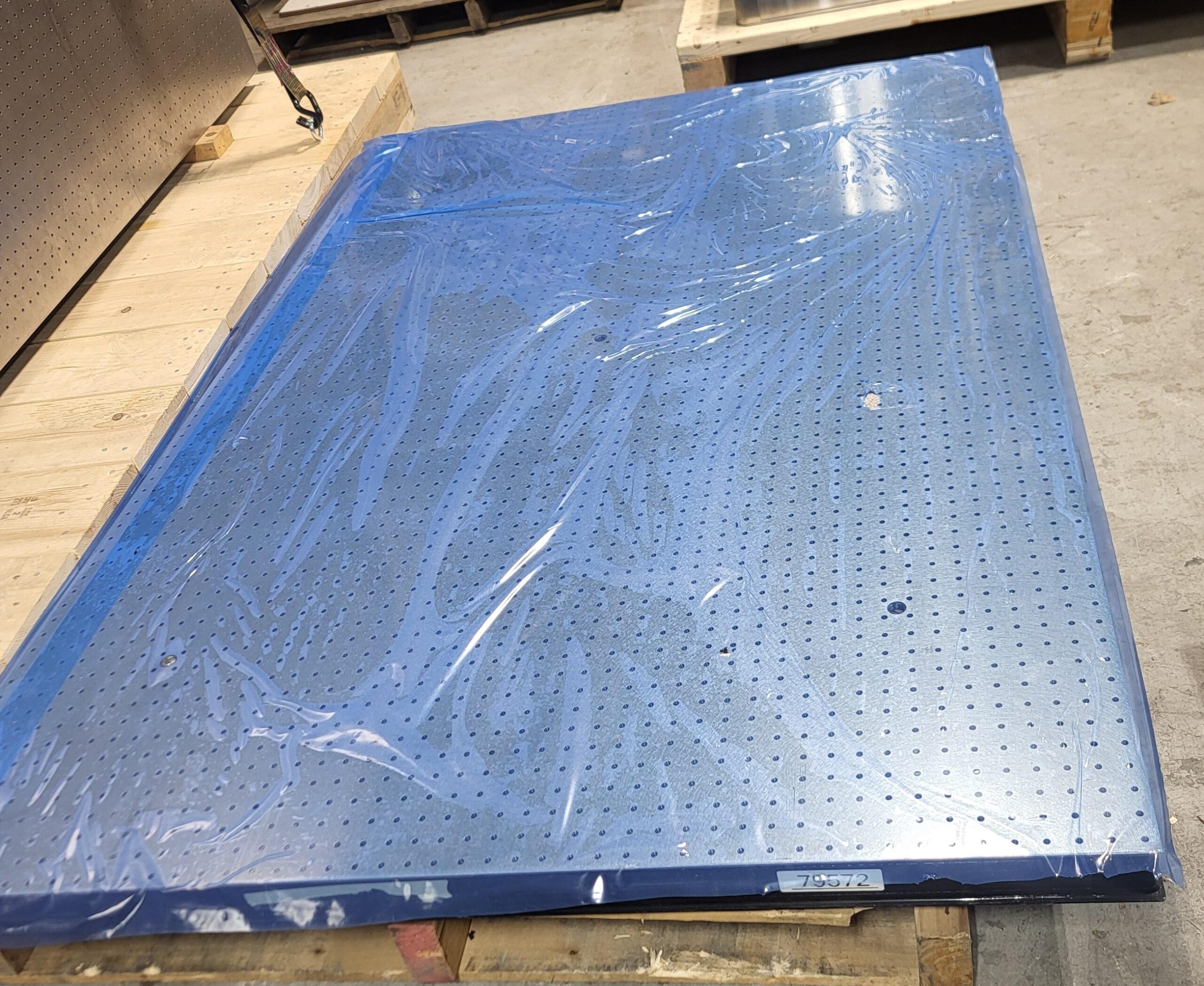 Newport Research Corporation Optical Breadboard 6' x 4' x 2"