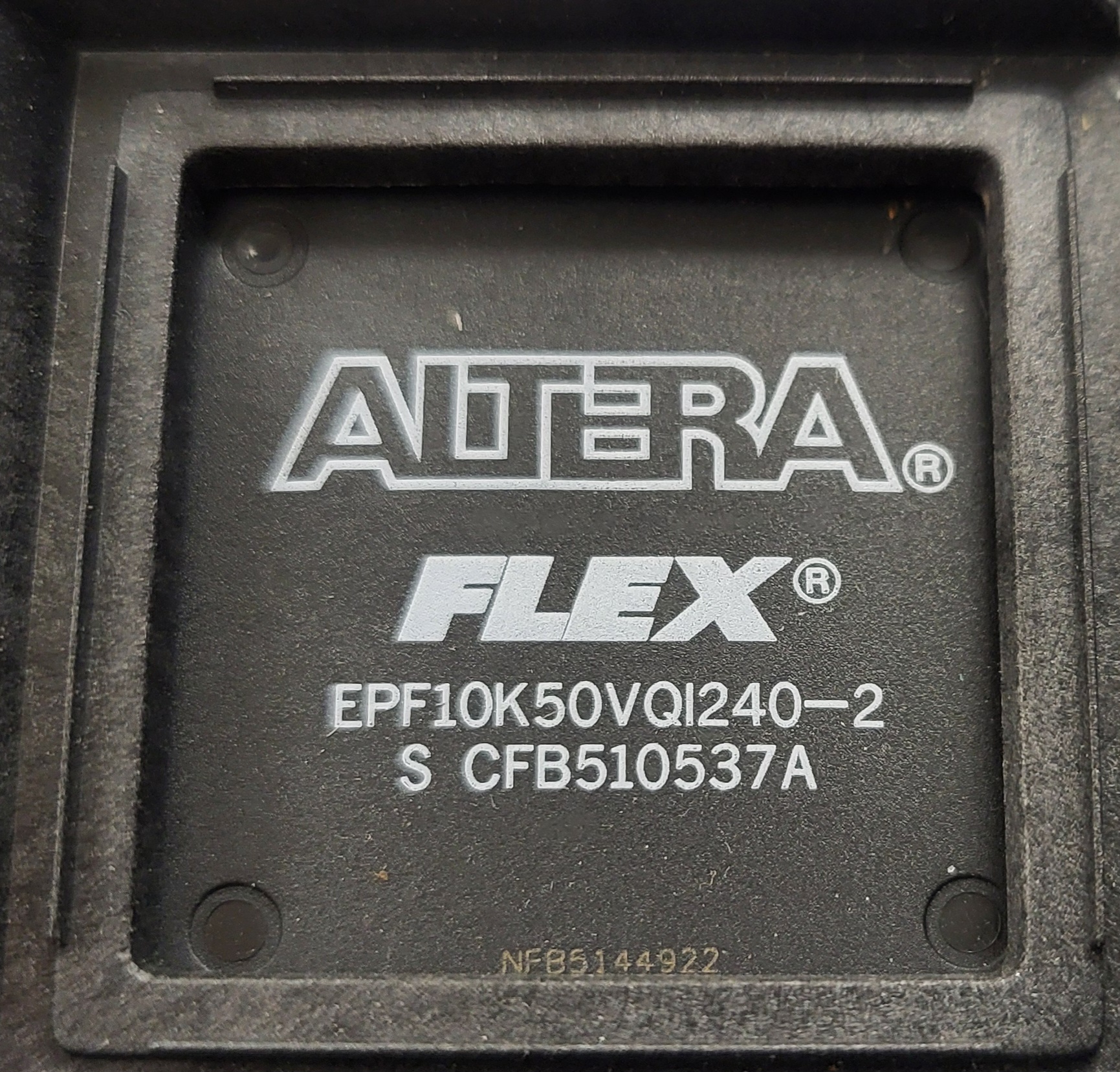 Altera Flex EPF10K50VQ1240-2 PLD - Integrated Circuits and Op Amps - BMI SURPLUS INC