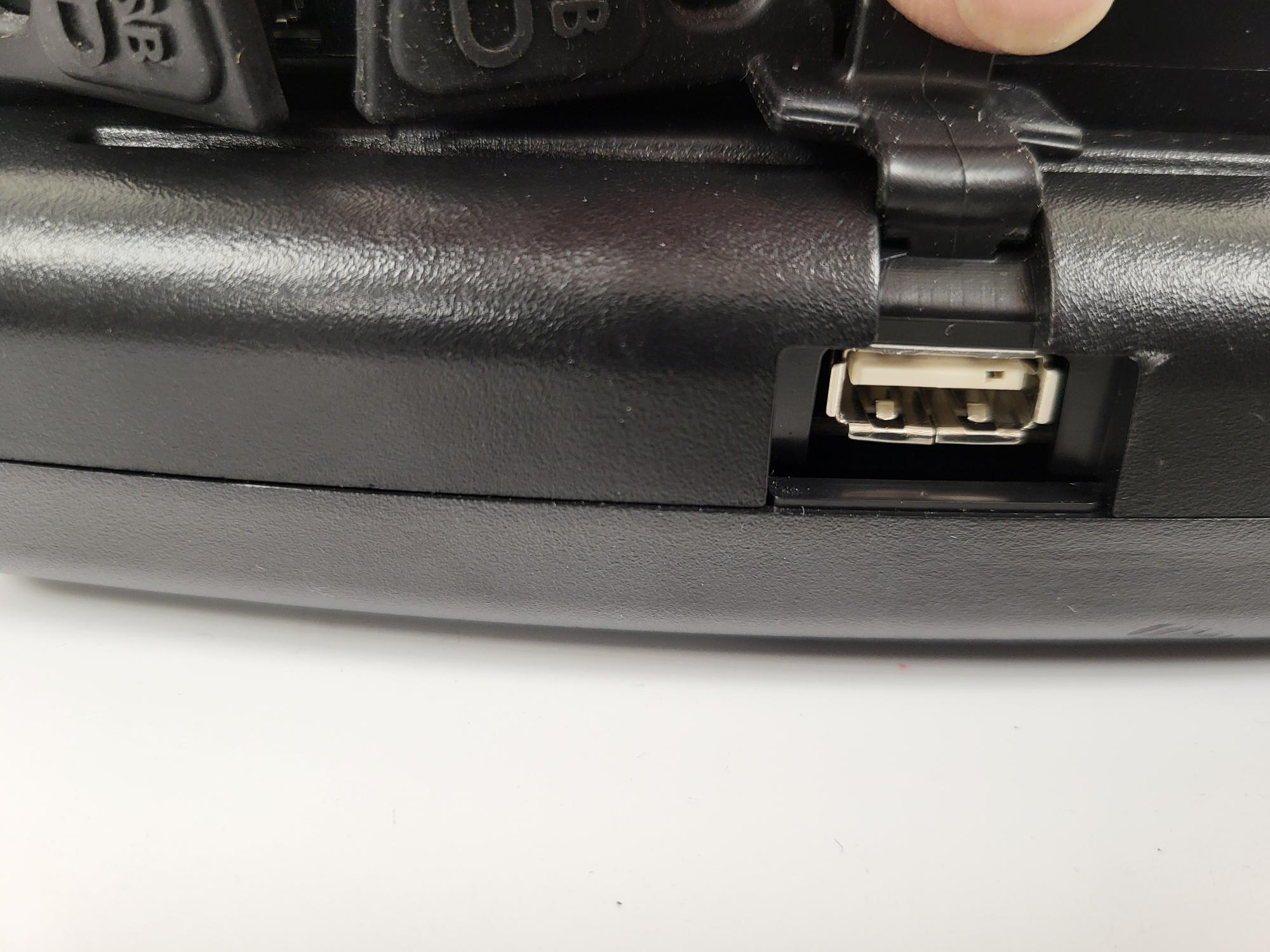 TREQ-VMx Mobile Data Terminal Model 4649R