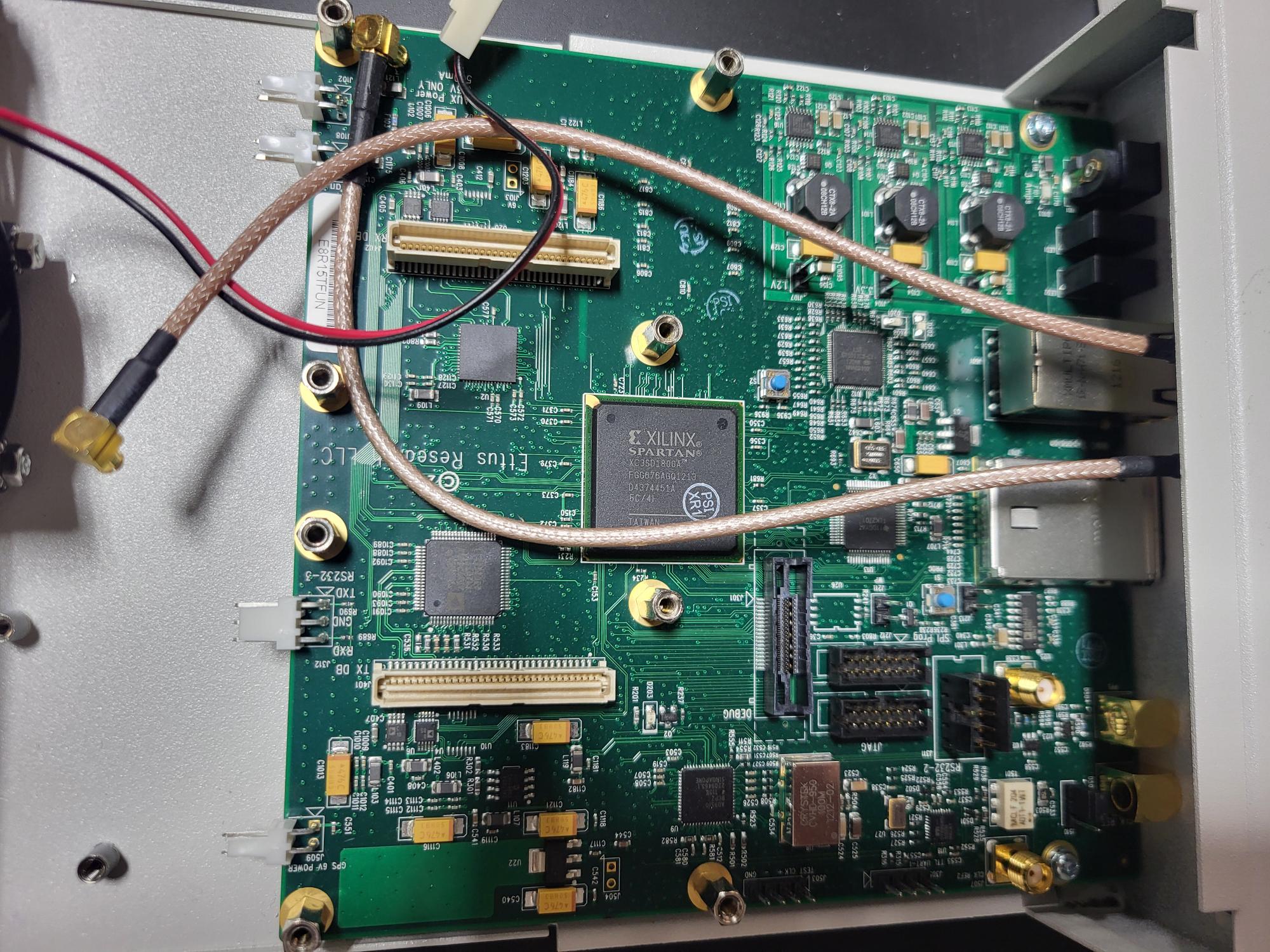 Ettus Research USRP N200 Software-Defined Radio System