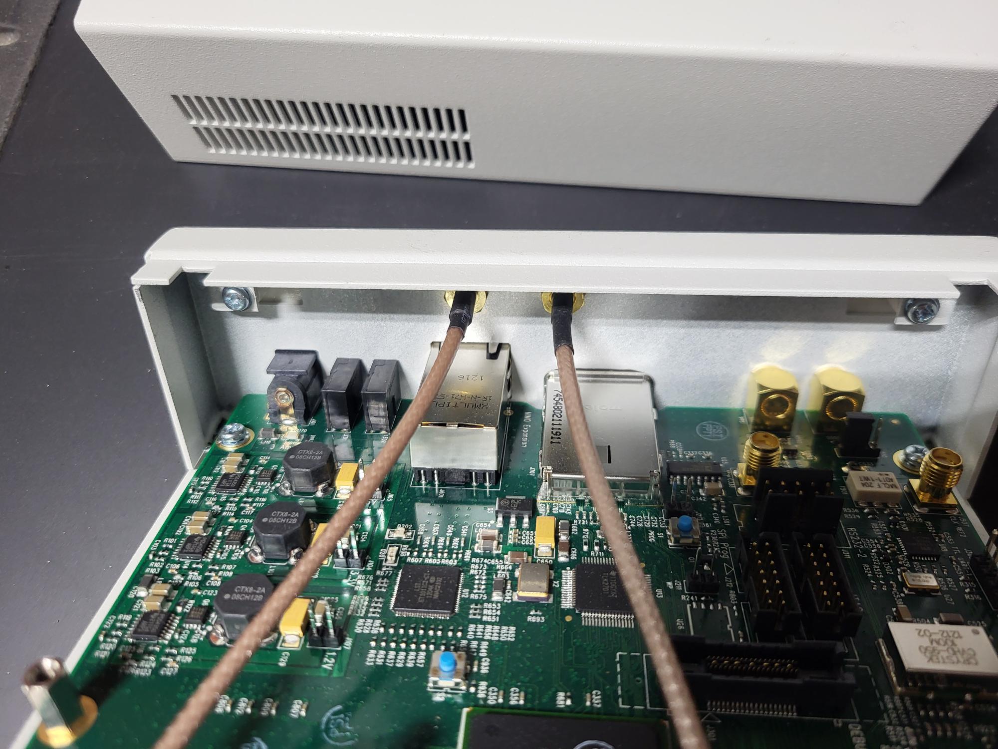 Ettus Research USRP N200 Software-Defined Radio System