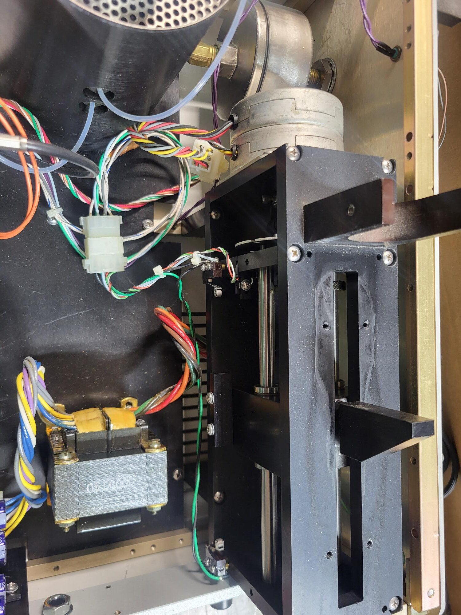 TSI Model 345001 Vibrating Orifice Aerosol - Lab Equipment - BMI ...