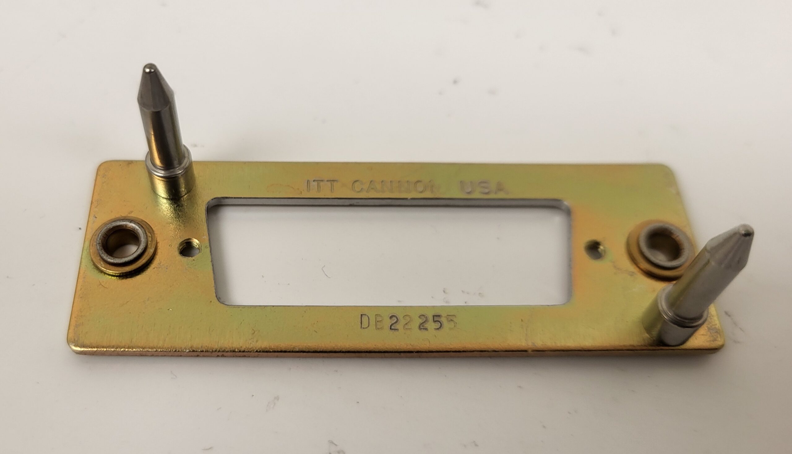 ITT Cannon DB22255 Dsub Guide Pin Plate Male - Multi-Pin and Mil-Spec ...