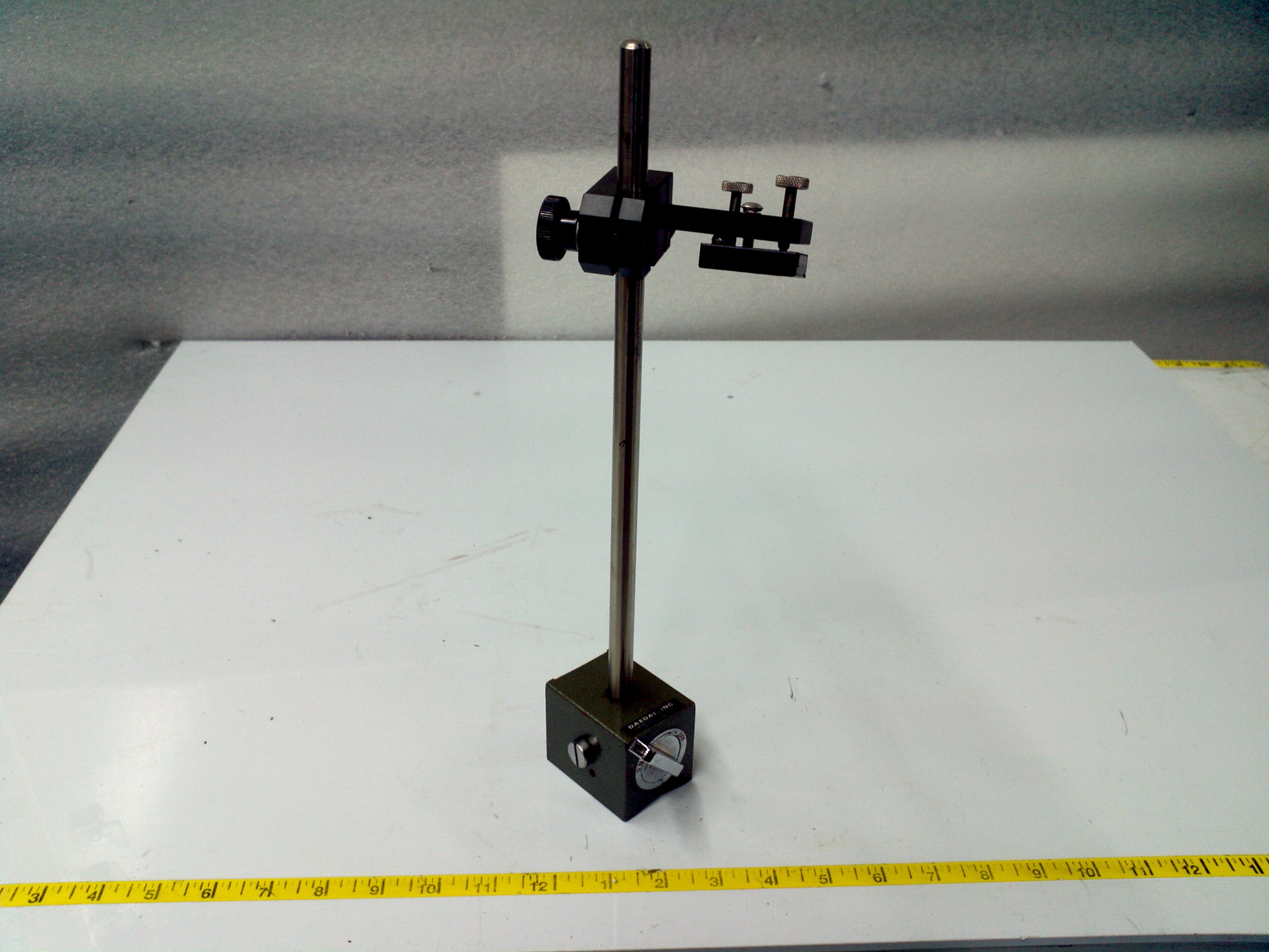 Daedal Magnetic Base with Post, Post Mount and Tilt Mount - Optical ...