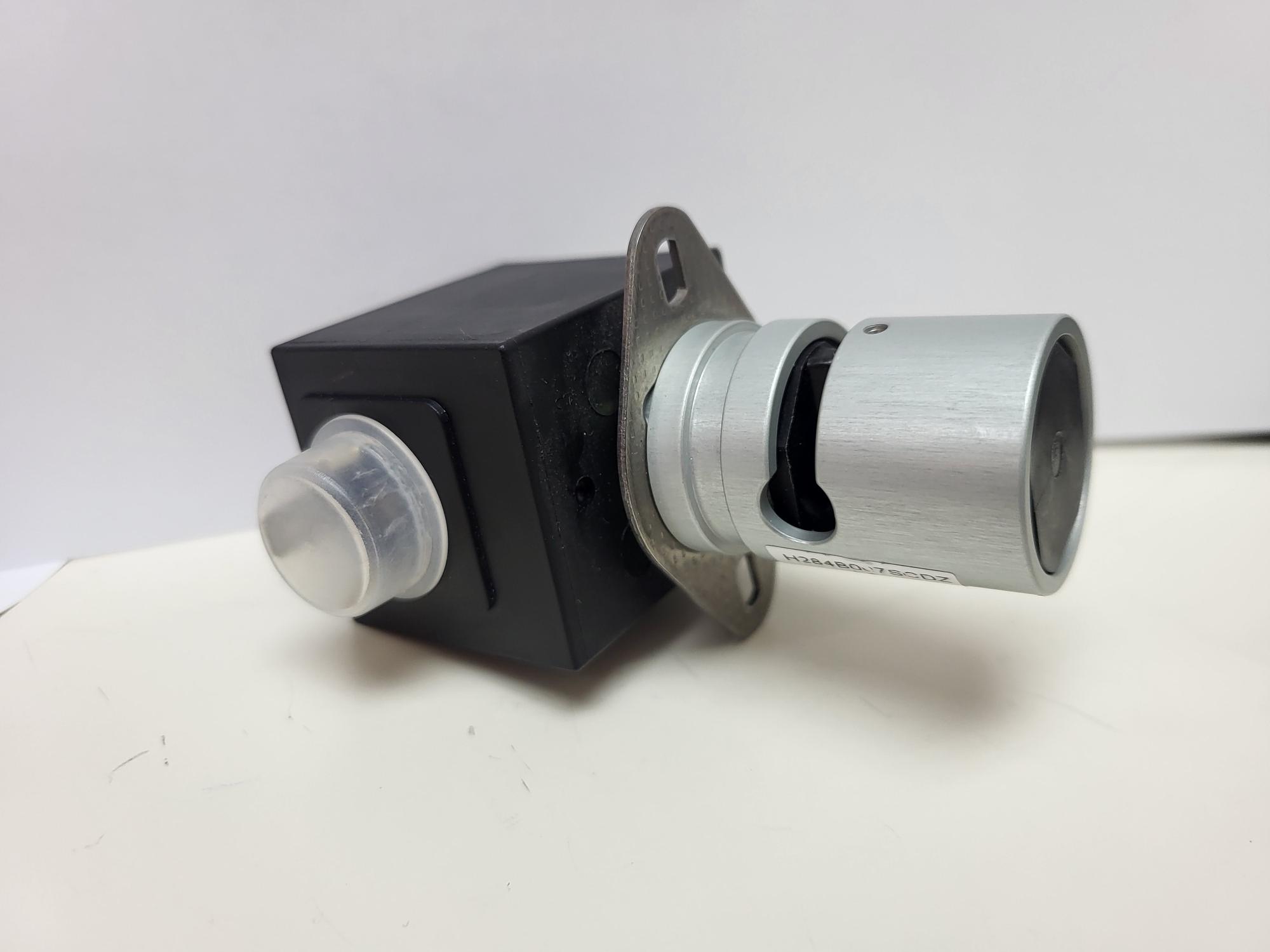 Cole Parmer Solenoid OPerated 2-Way Pinch Valve - Industrial Equipment ...