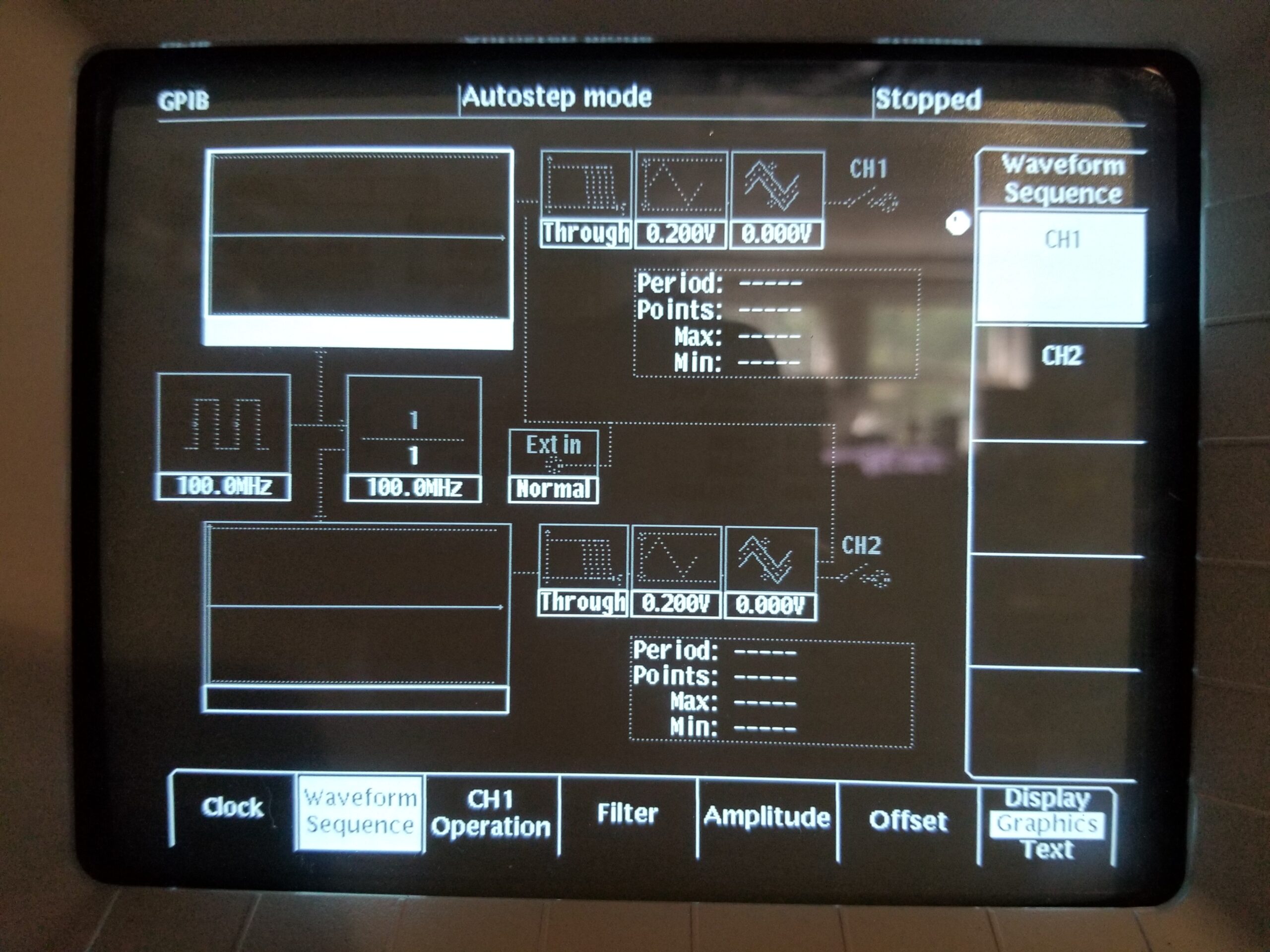 Tektronix AWG2021 Arbitrary Waveform Generator