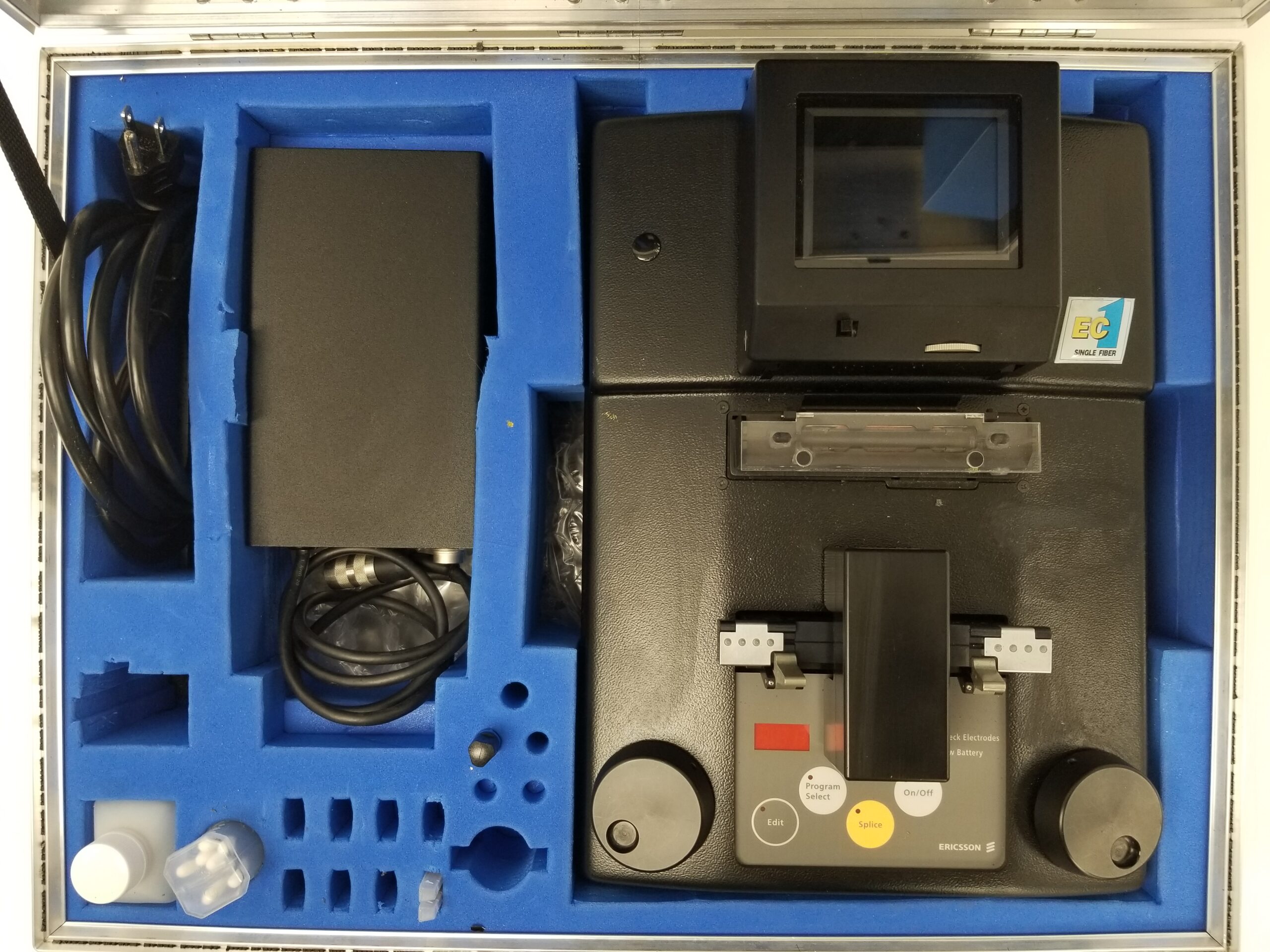 Ericsson EC1 Fusion Splicer for PARTS/REPAIR Ericsson EC1 Fusion ...