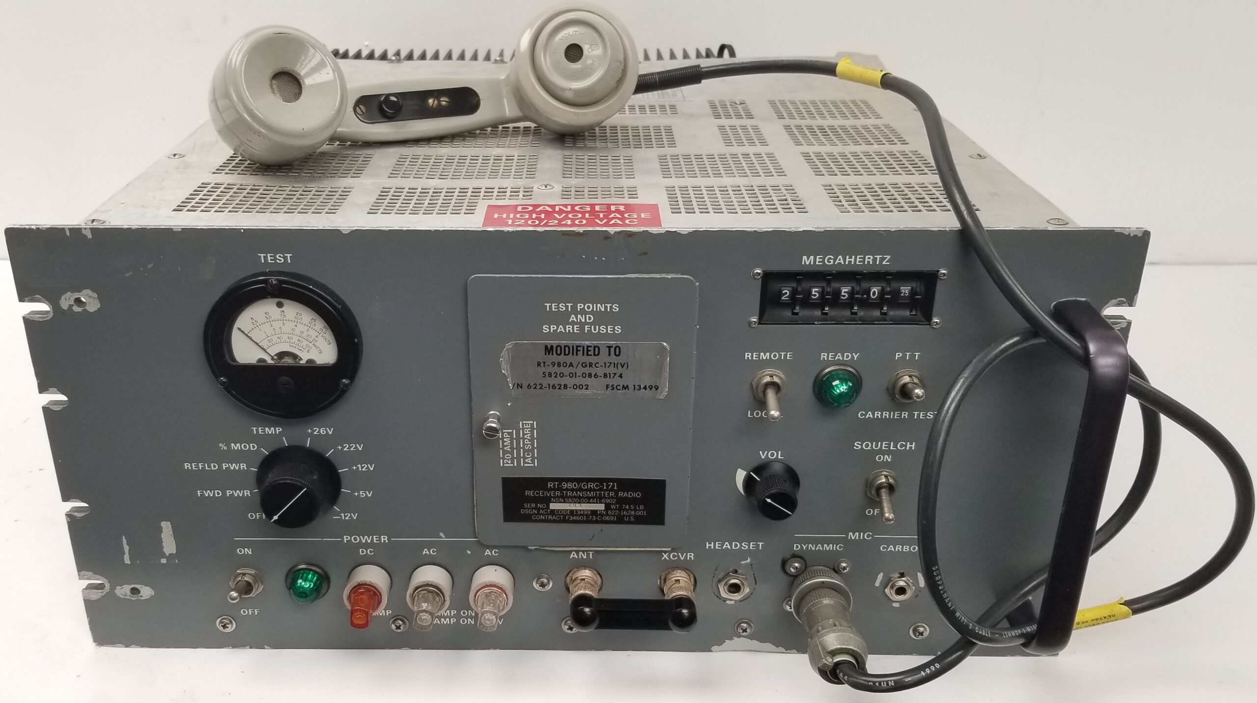 Collins Aerospace RT980/GRC-171 UHF Aircraft Ground Station Transceiver