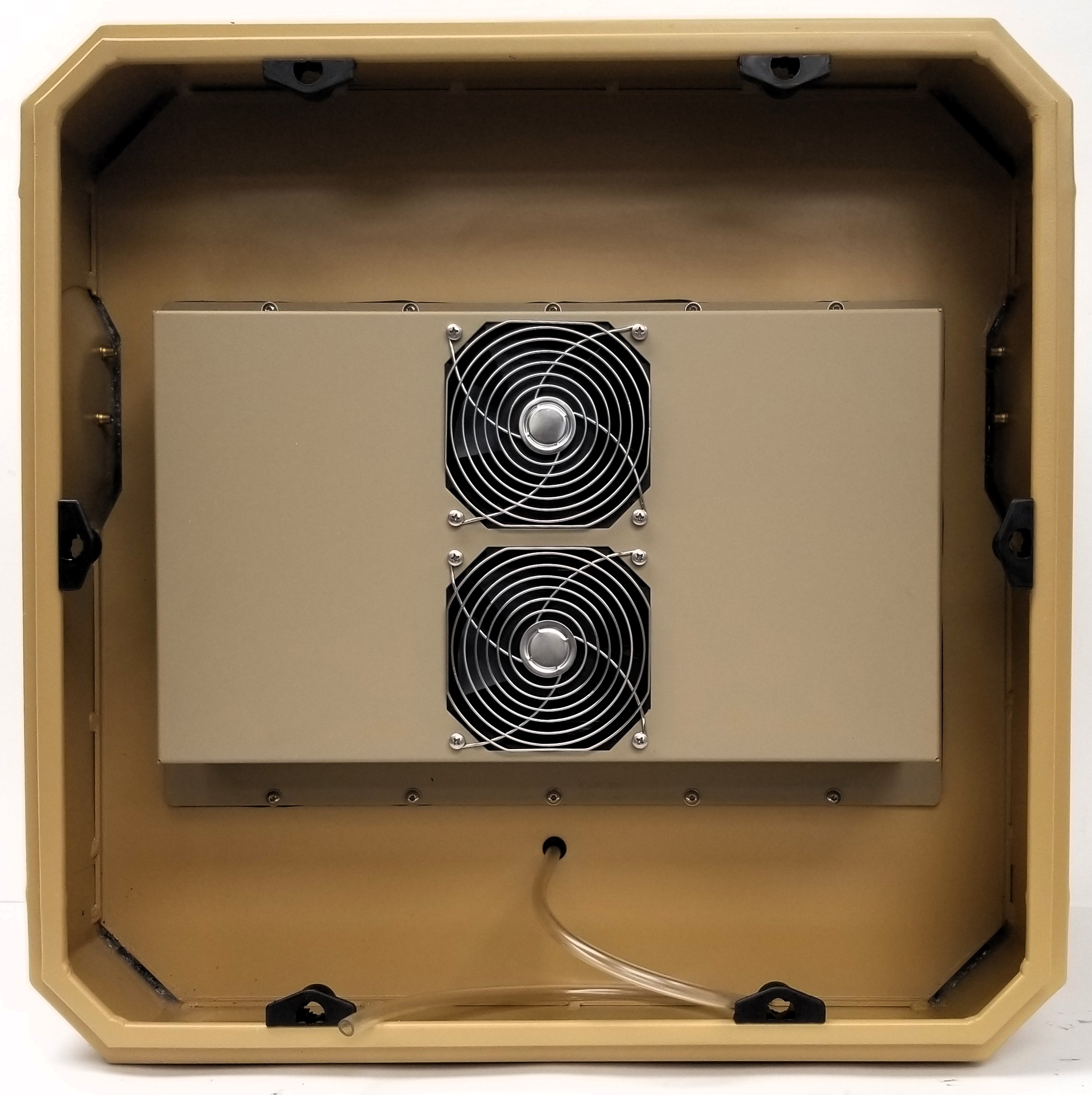 EIC Solutions AAC-145-4XT-E-M34 Thermoelectric Air Conditioner