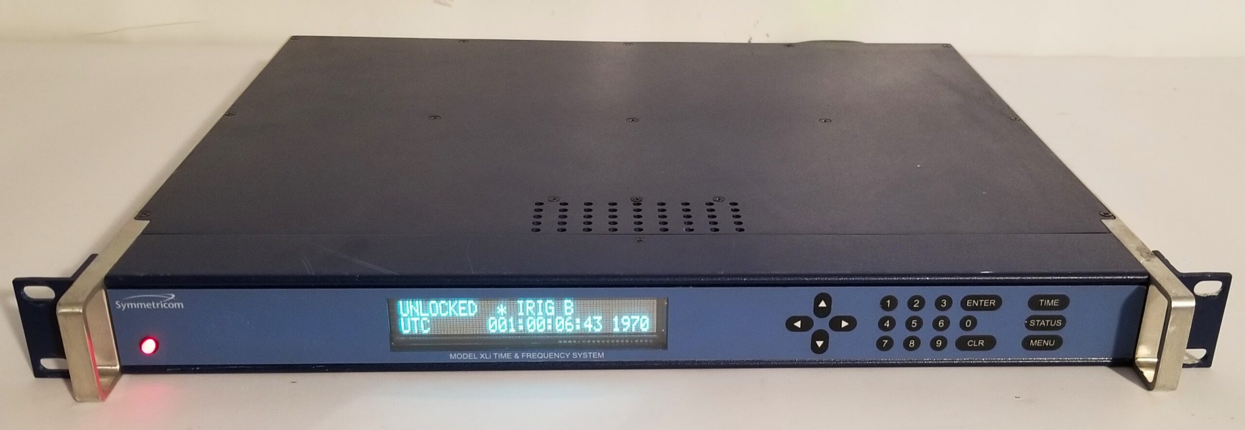 Symmetricom 1510-602 Model XLi Time and Frequency System