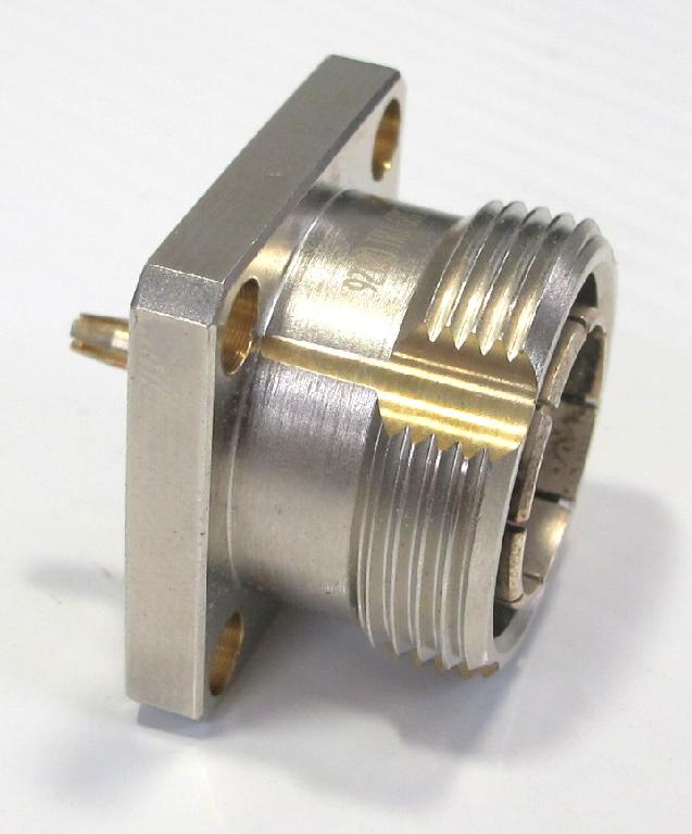 TRU Corp. TRU-6813 QC(m) to 7-16(f) Adapter