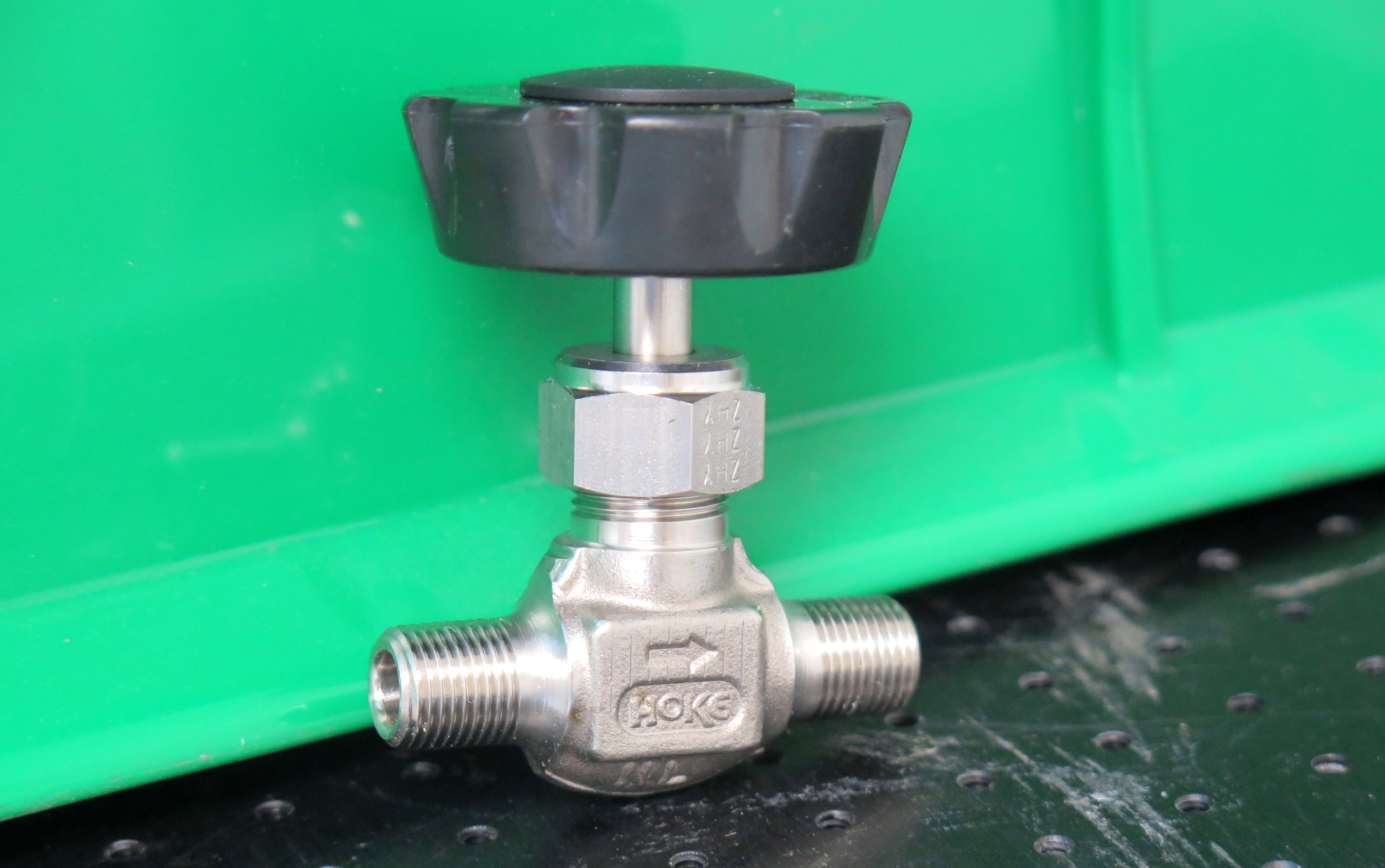 Hoke 3712M2Y Needle Valve - Lab Accessories, Plumbing Supplies - BMI ...