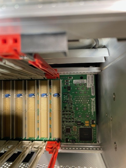 National Instruments PXI-1045 18-Slot Chassis - National Instruments ...