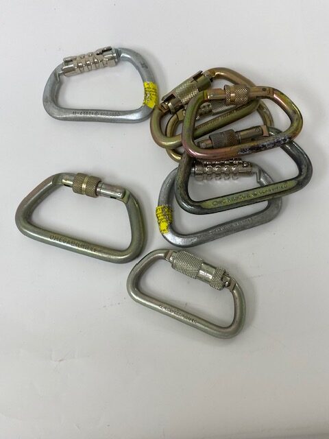Omega Heavy-Duty Climbing Carabiner D-Ring