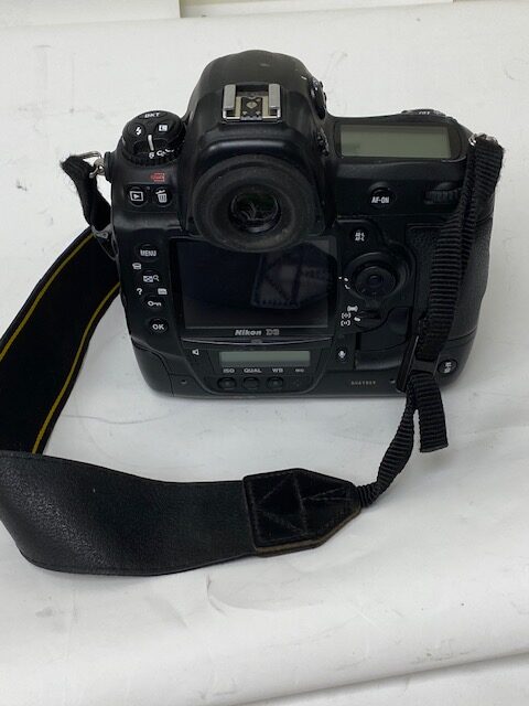 Nikon D3 DSLR Camera