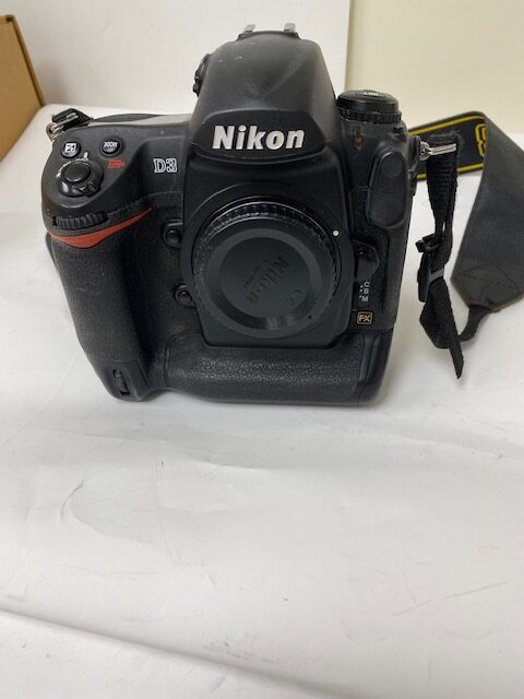 Nikon D3 DSLR Camera