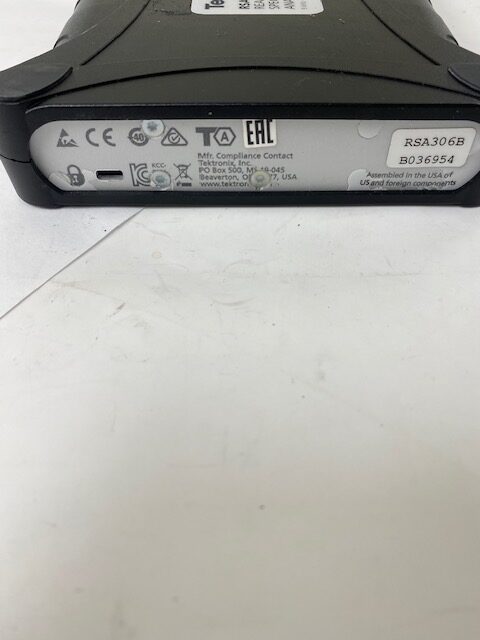 Tektronix Rsa306b Real Time Spectrum Analyzer