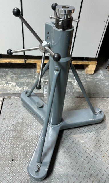 Brunson Tall Heavy Duty Stand