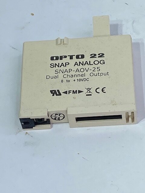 Opto 22 SNAP-AOV-25 – 2-Channel 0-10 VDC Analog Voltage Output Module