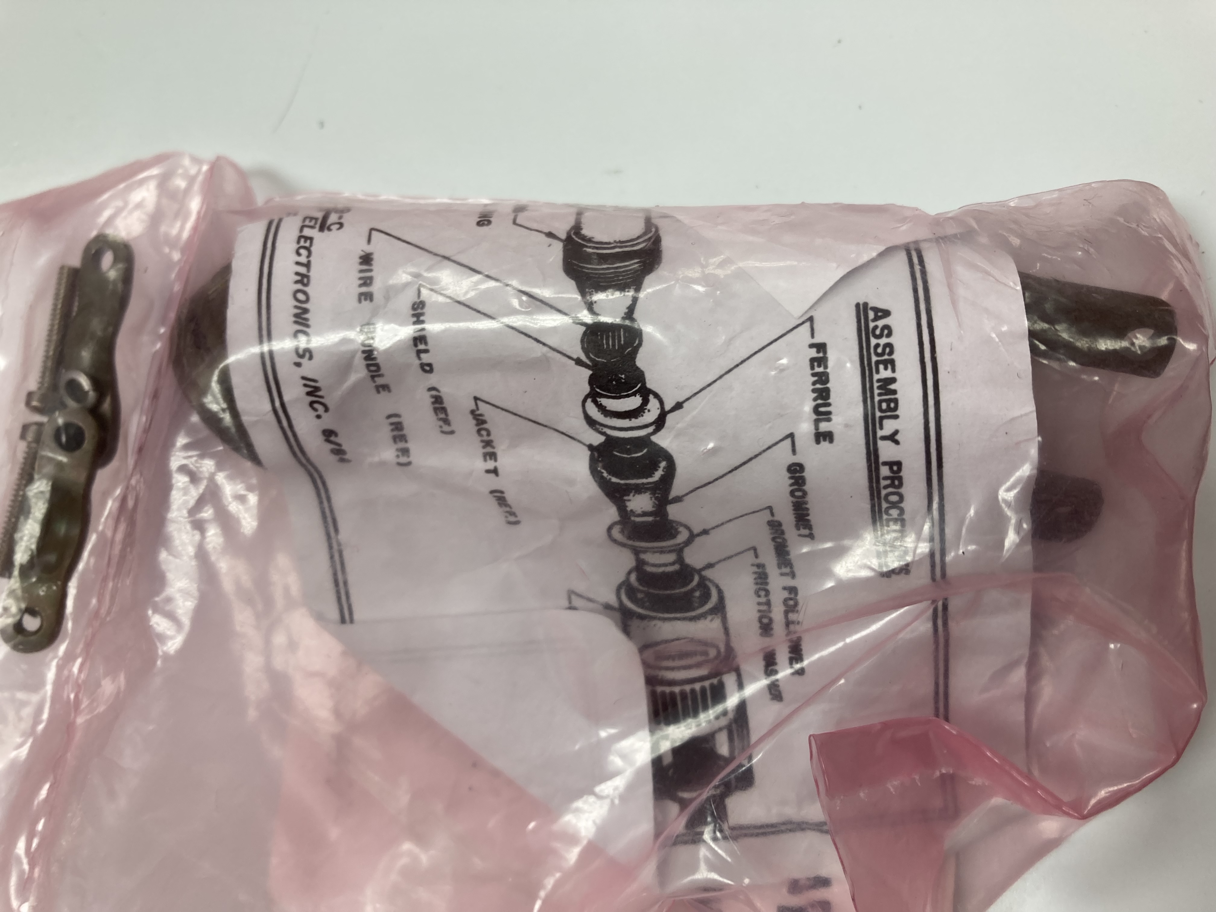 Sunbank M85049/78-13W04 Connector Backshell - Cable Connectors, Multi ...