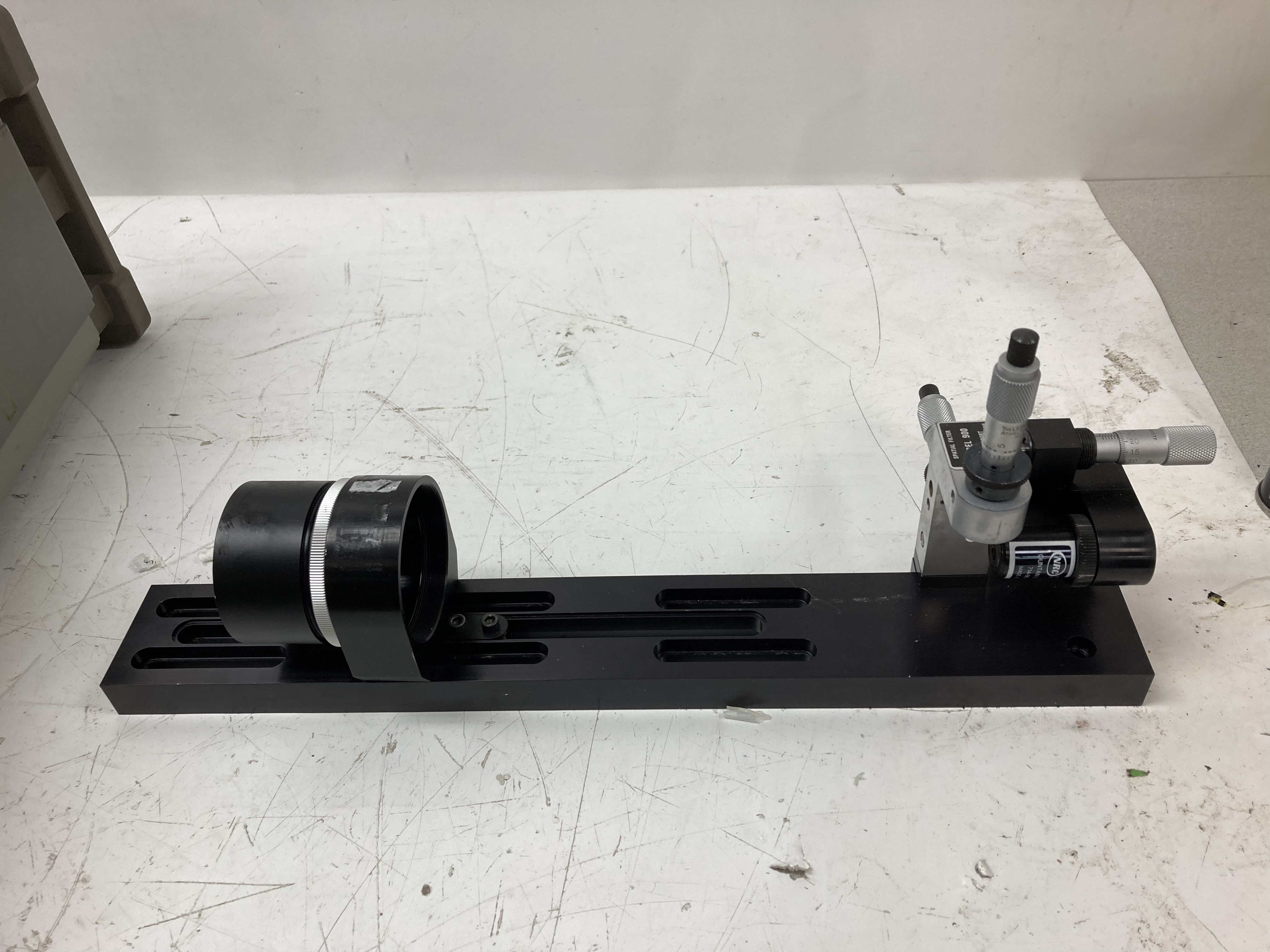 Newport Research Model 900 LC-V-SET Collimator Laser - Beam Splitters ...