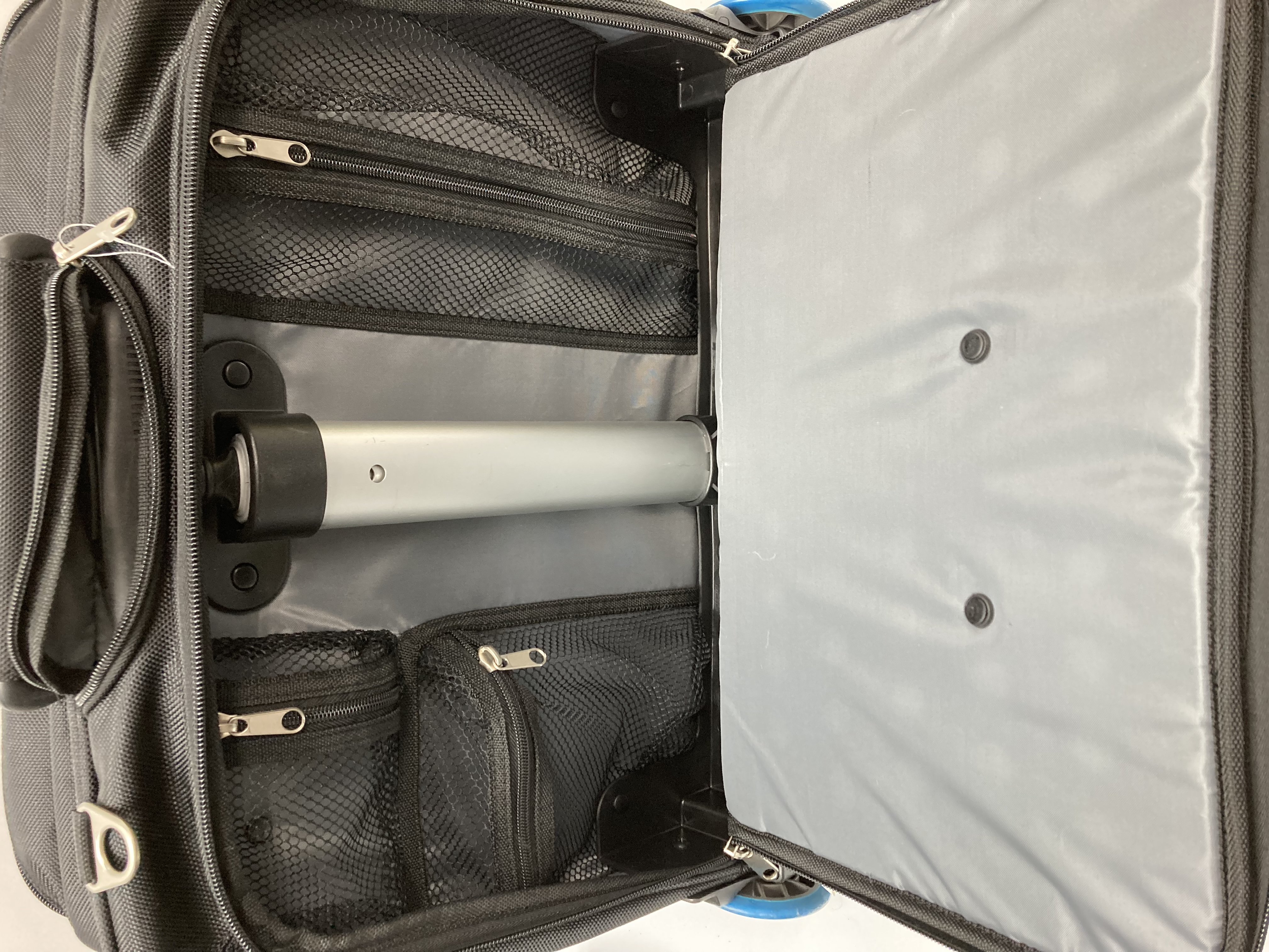 Kensington Contour Roller Wheeled Ergonomic Computer Case - Industrial ...