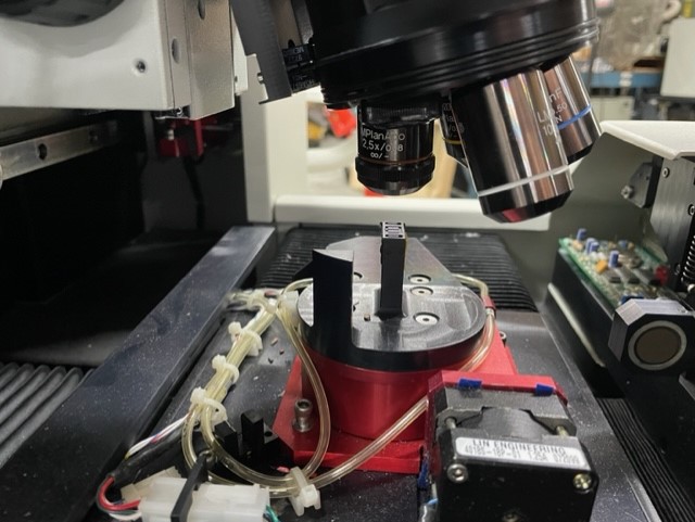 Sela MC 200 Nano Cleaving Machine