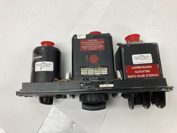 Bendix 16928-1A Autopilot Control - Avionic Instruments, Industrial ...