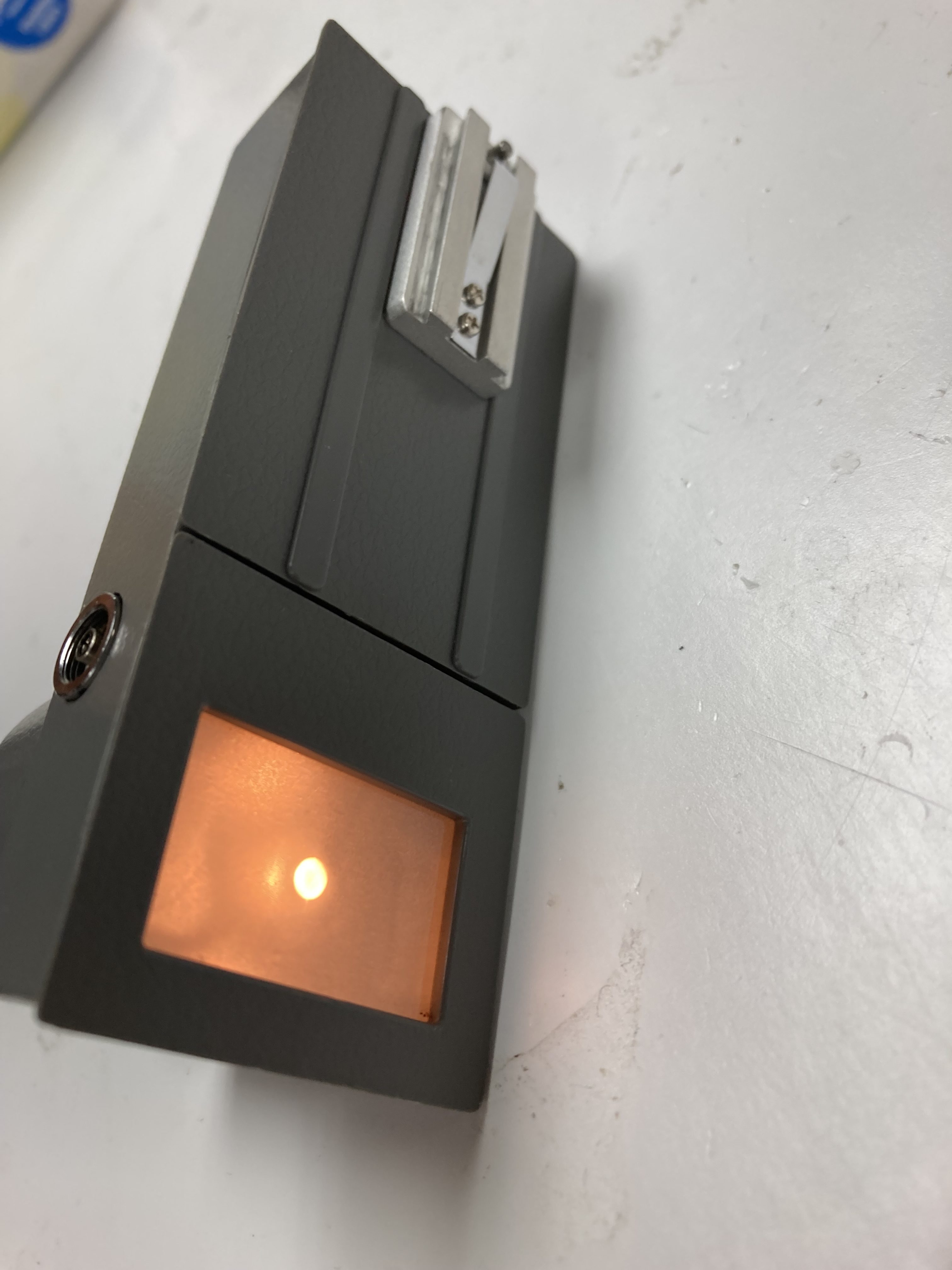 Nikon Microscope Illuminator - Optical Sources and Detectors, Spatial ...