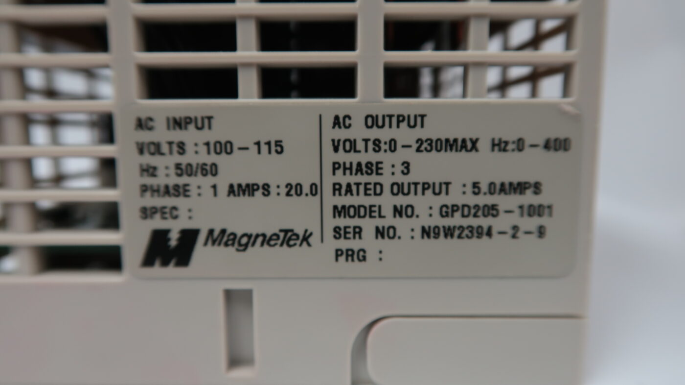 Yaskawa VS Mini CIMR-XCAA20P7 - Industrial Process Equipment, Motors ...