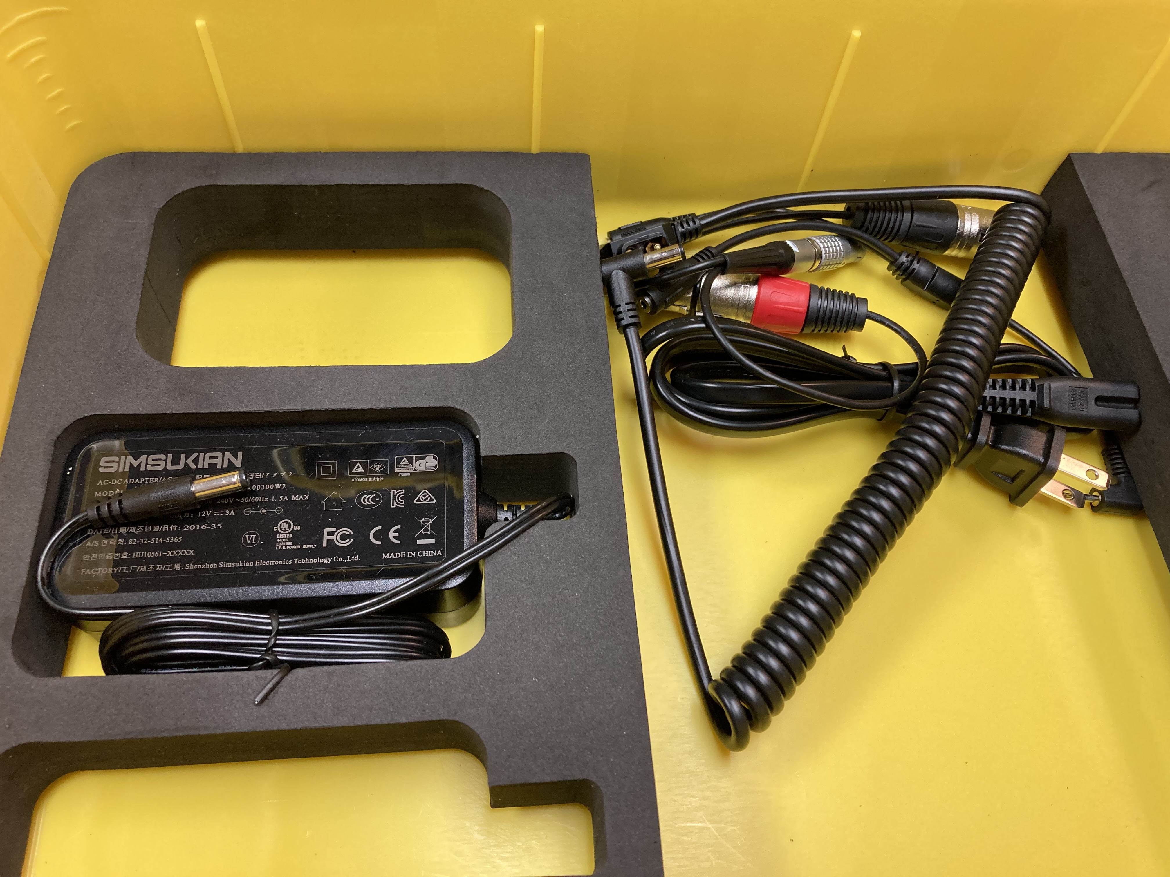 Atomos AtomHDR HDMI Touchscreen Recorder/Monitor Kit - Audio Visual ...