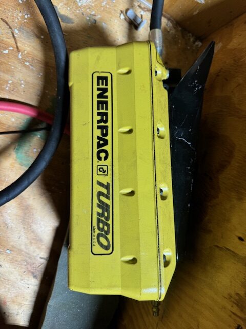 Enerpac PATG1102N Air Hydraulic Pump - Complete