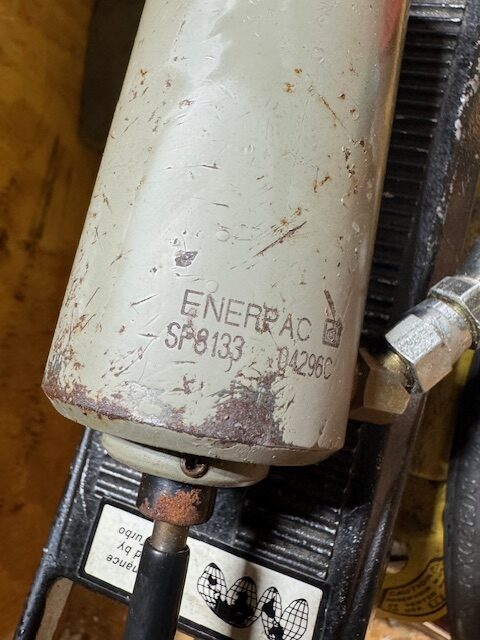 Enerpac PATG1102N Air Hydraulic Pump - Complete