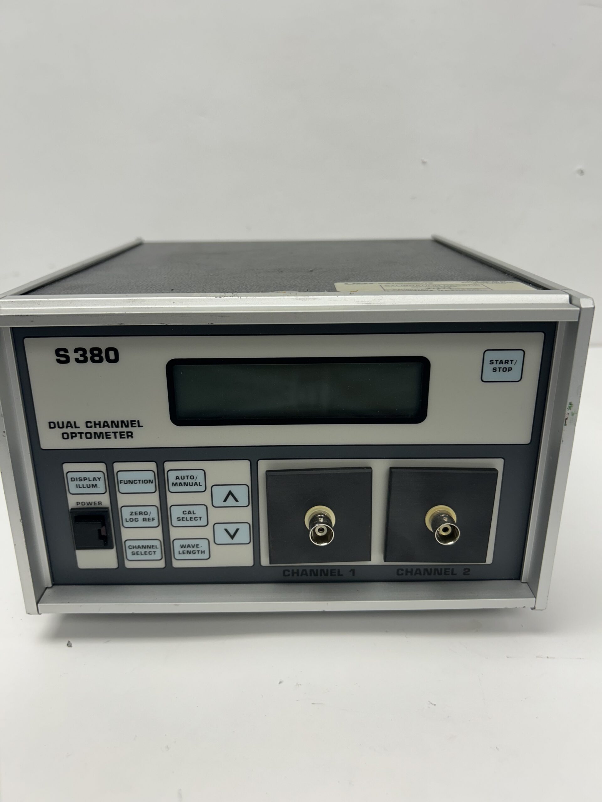UDT INSTRUMENTS S380 DUAL CHANNEL OPTOMETER: High-precision Measurements