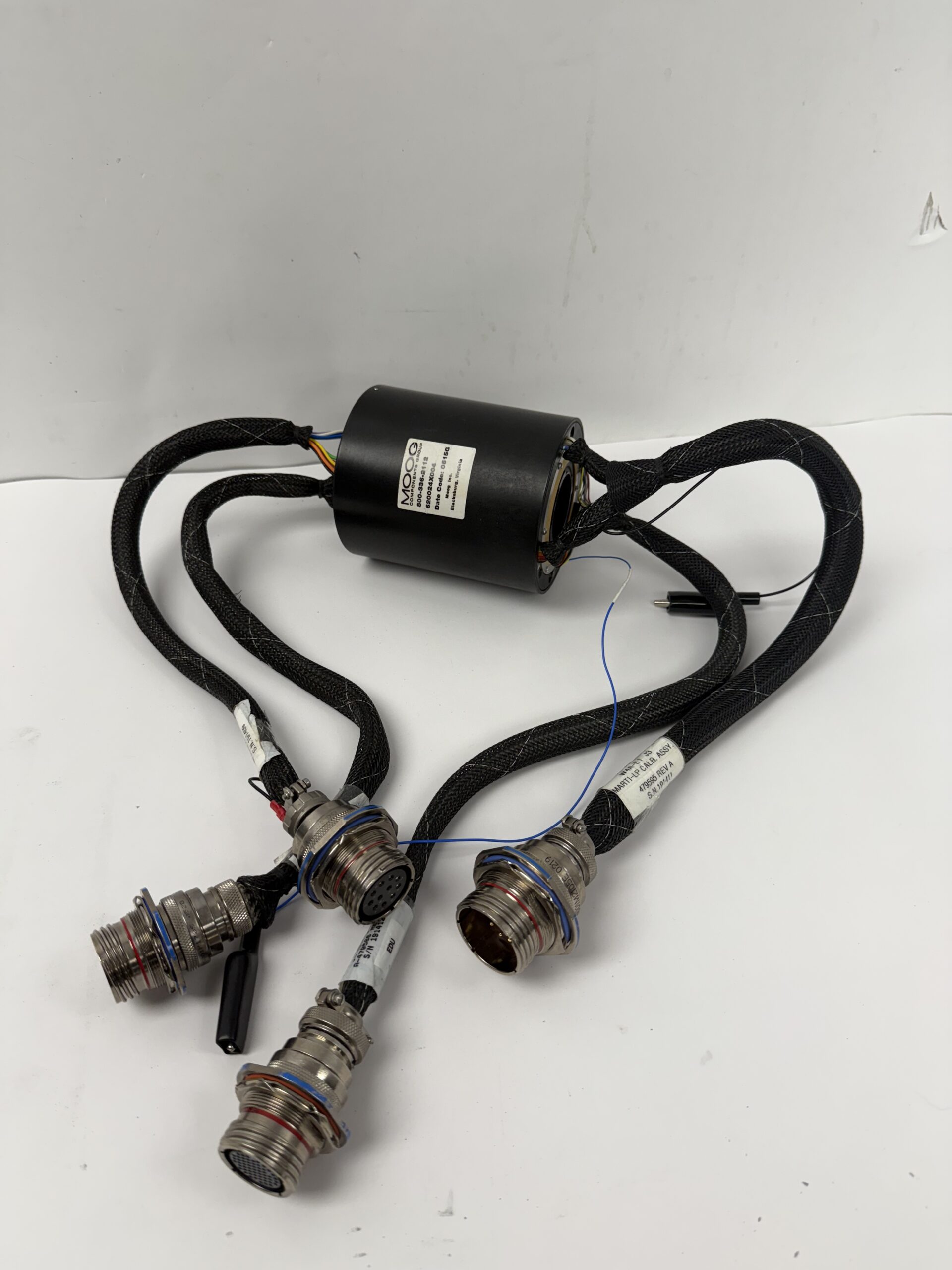 MOOG 620024X004 Actuator – High-Performance Motion Control