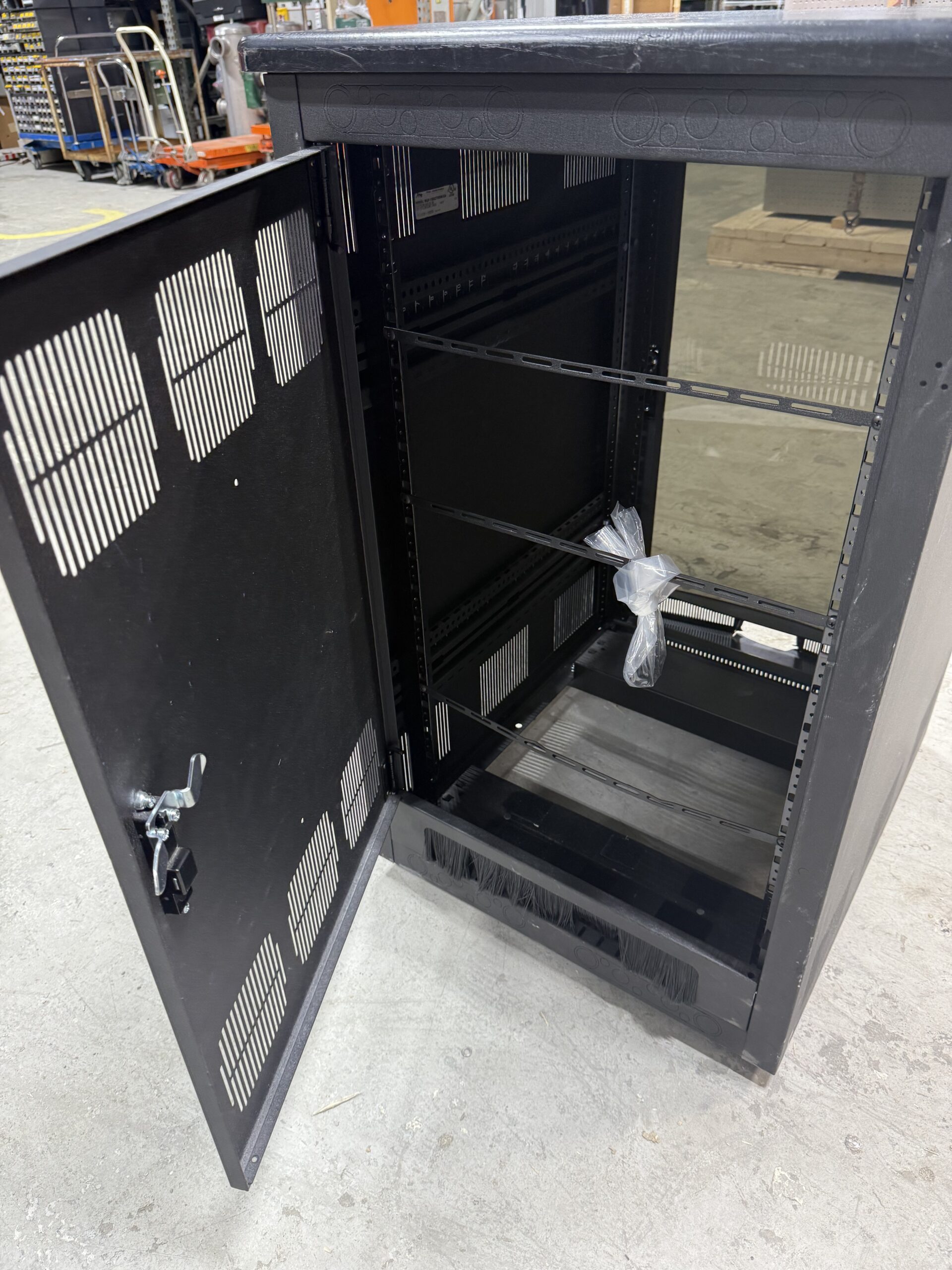 Middle Atlantic AV Cabinet – Professional Rack for AV & Networking