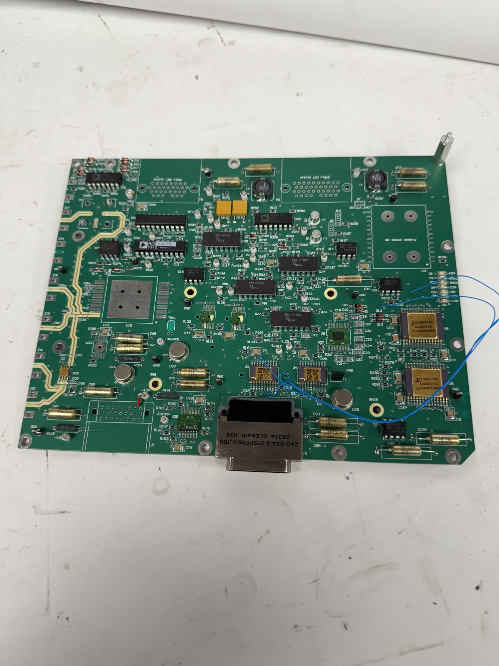 Glenair 240-034-2-37SPFR6U-.150 EMI/RFI Filter Connector