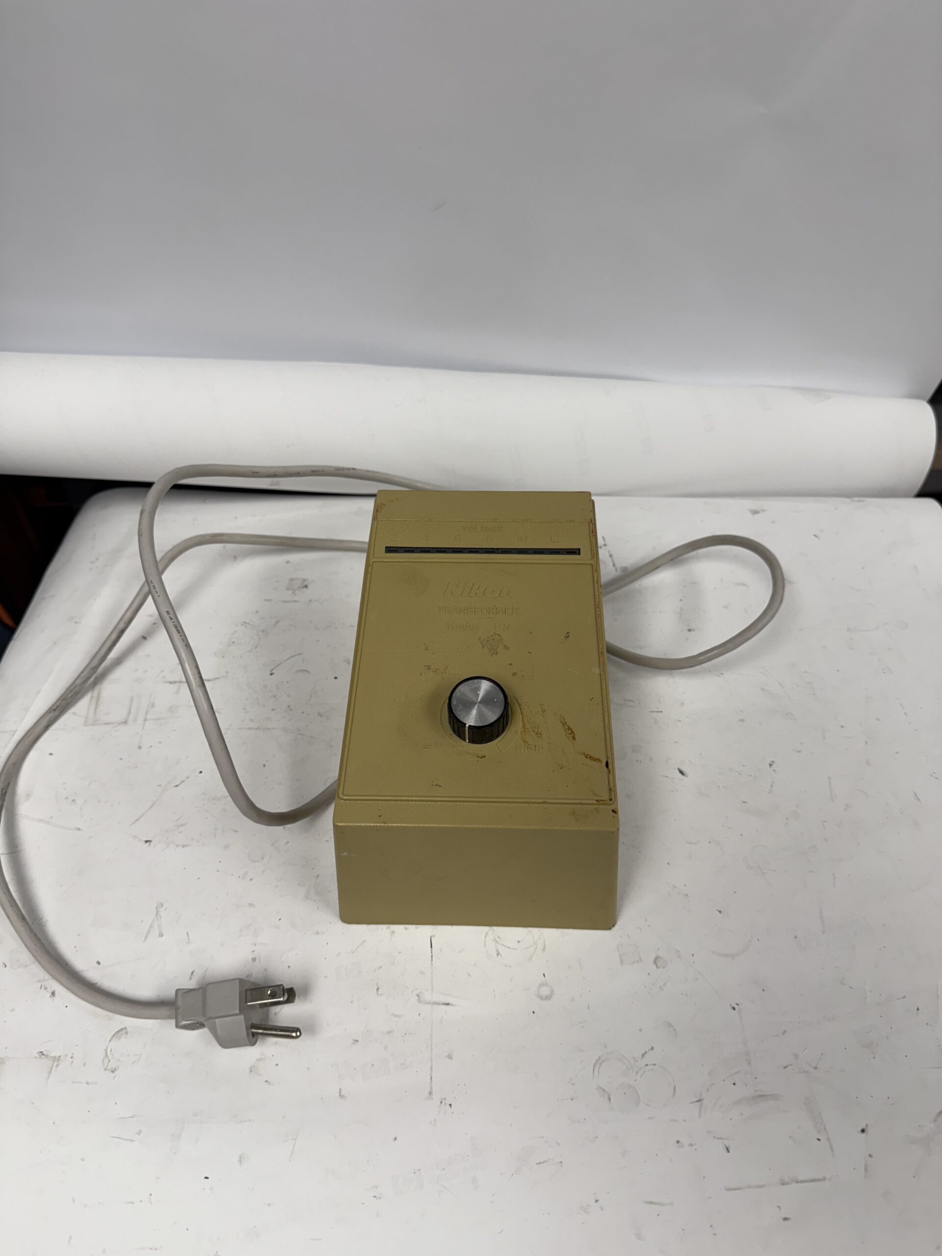 Nikon UN Transformer Microscope Power Supply – 120V 50/60Hz