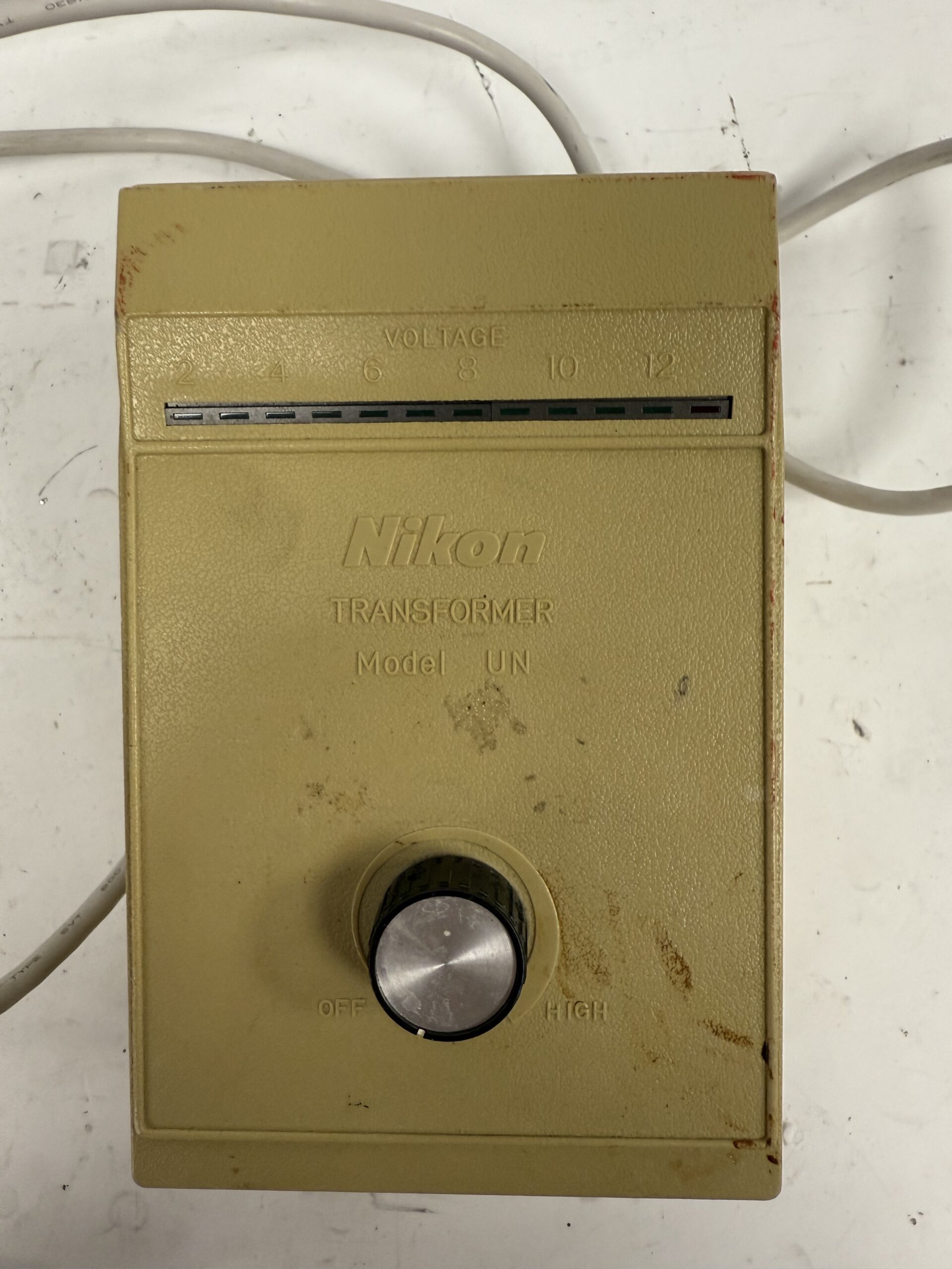 Nikon UN Transformer Microscope Power Supply – 120V 50/60Hz