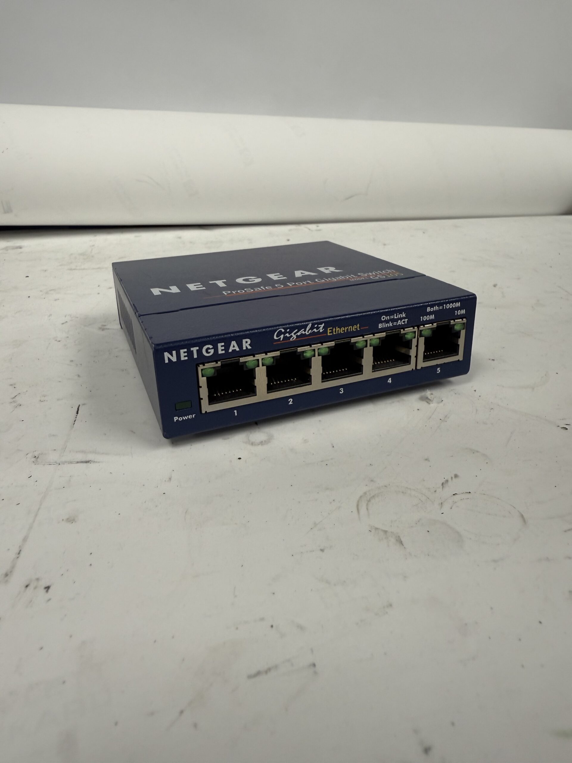 NETGEAR ProSAFE GS105 V3 – 5-Port Gigabit Switch