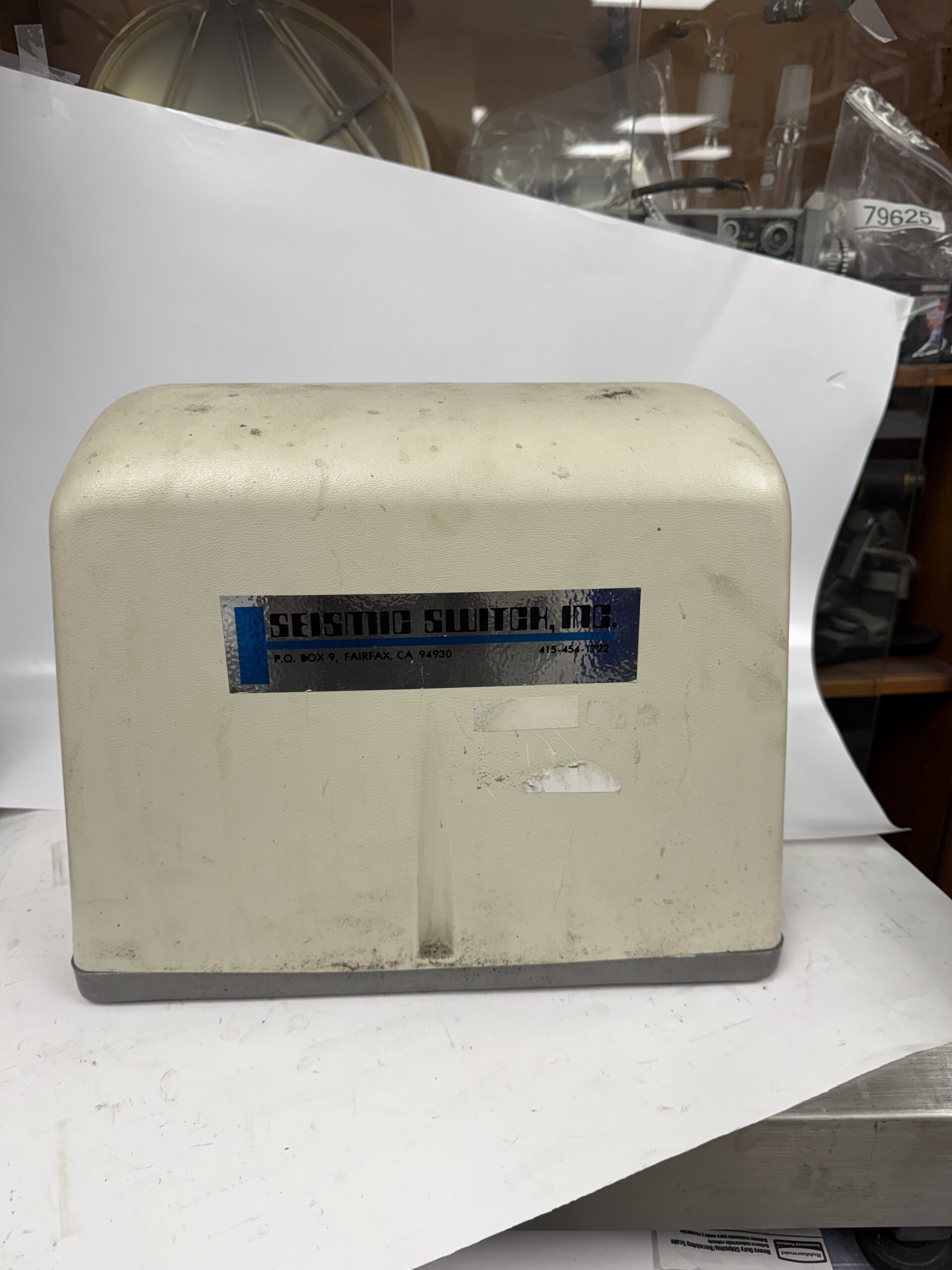 Seismic Switch C14202 – Elevator Earthquake Detector for Safety