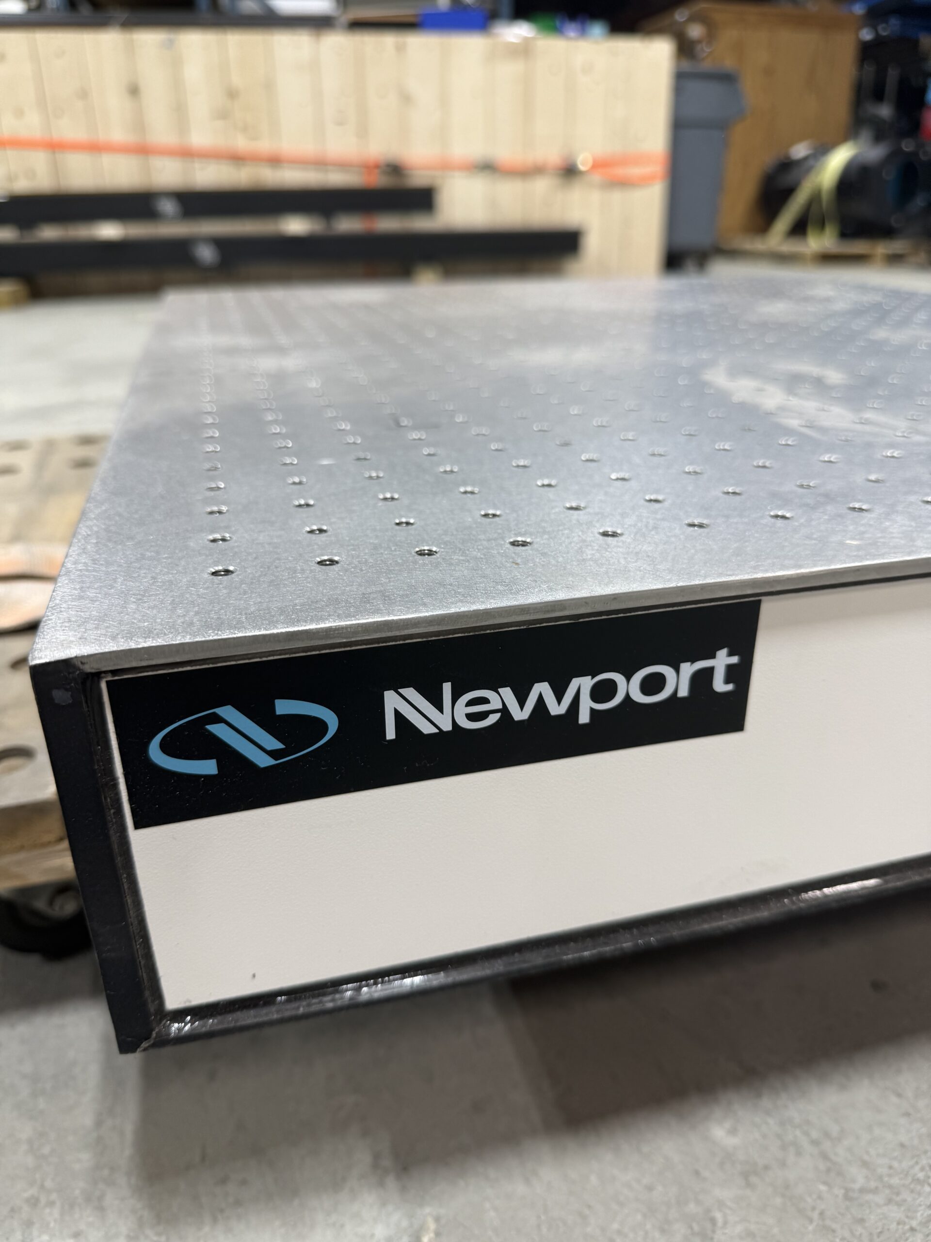 Newport 36x30x4 Optical Breadboard – Damped Lab Table