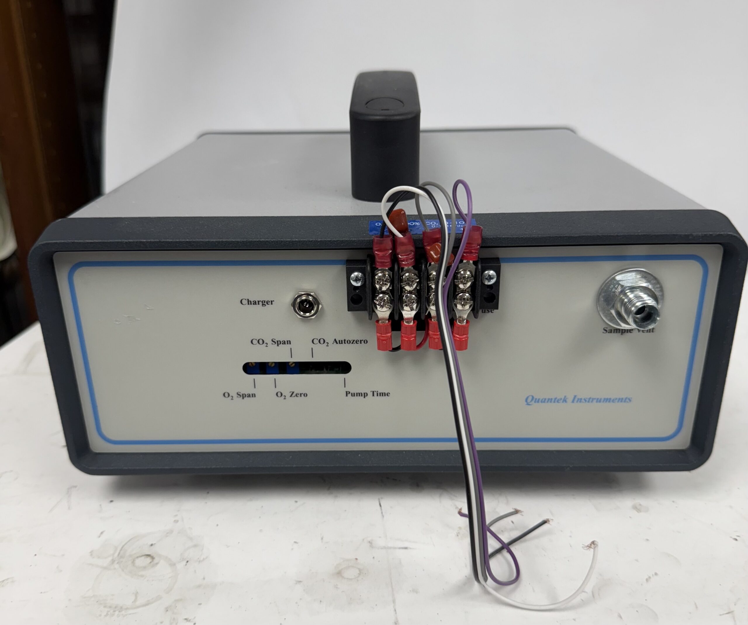 Quantek 902P O₂/CO₂ Analyzer – Gas Monitoring Instrument
