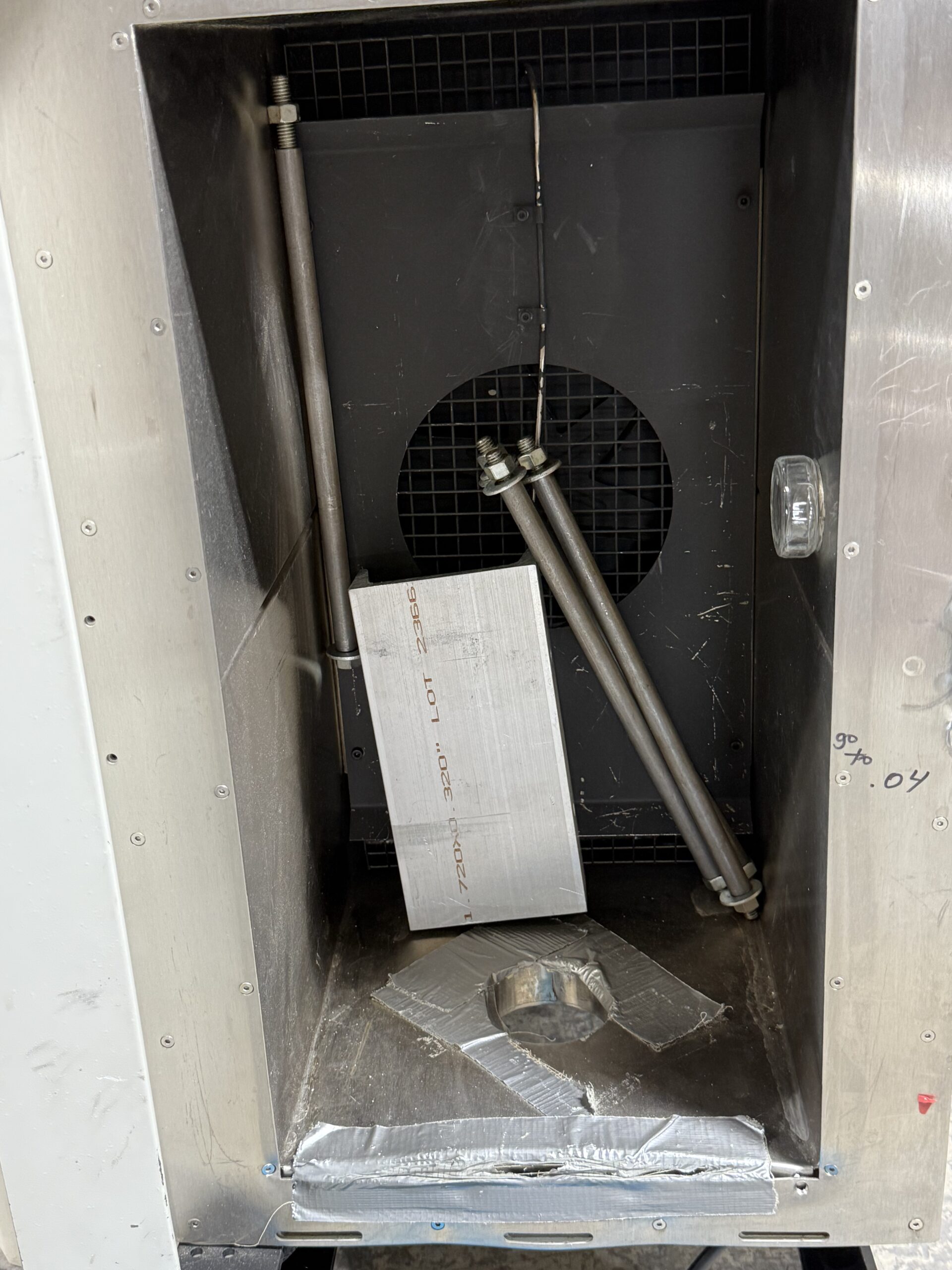 Instron 3119-005 Environmental Chamber – Temperature Test Unit