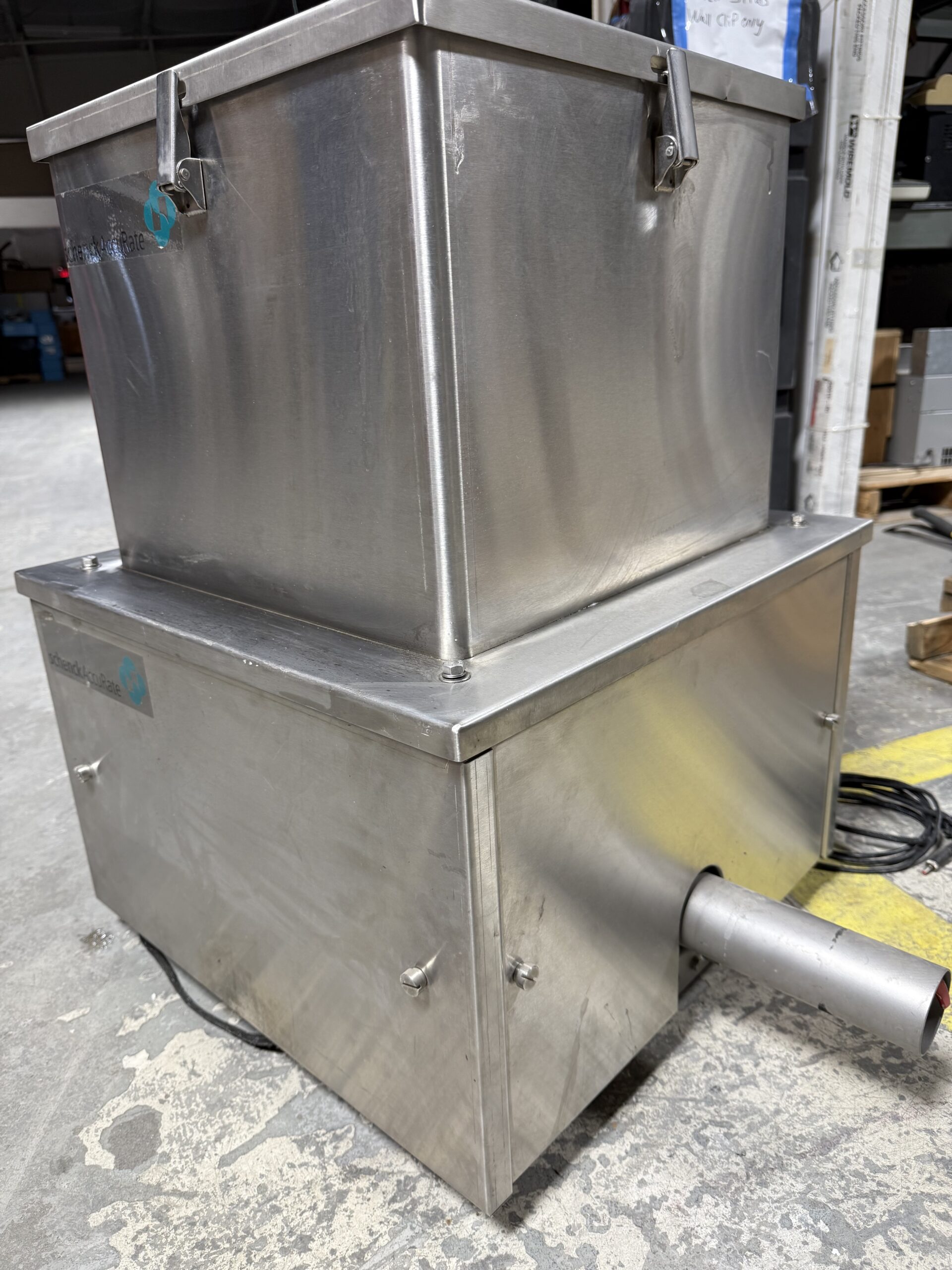 Schenck AccuRate Tuf-Flex Mass Flow Hopper – NEMA-4X IP-65