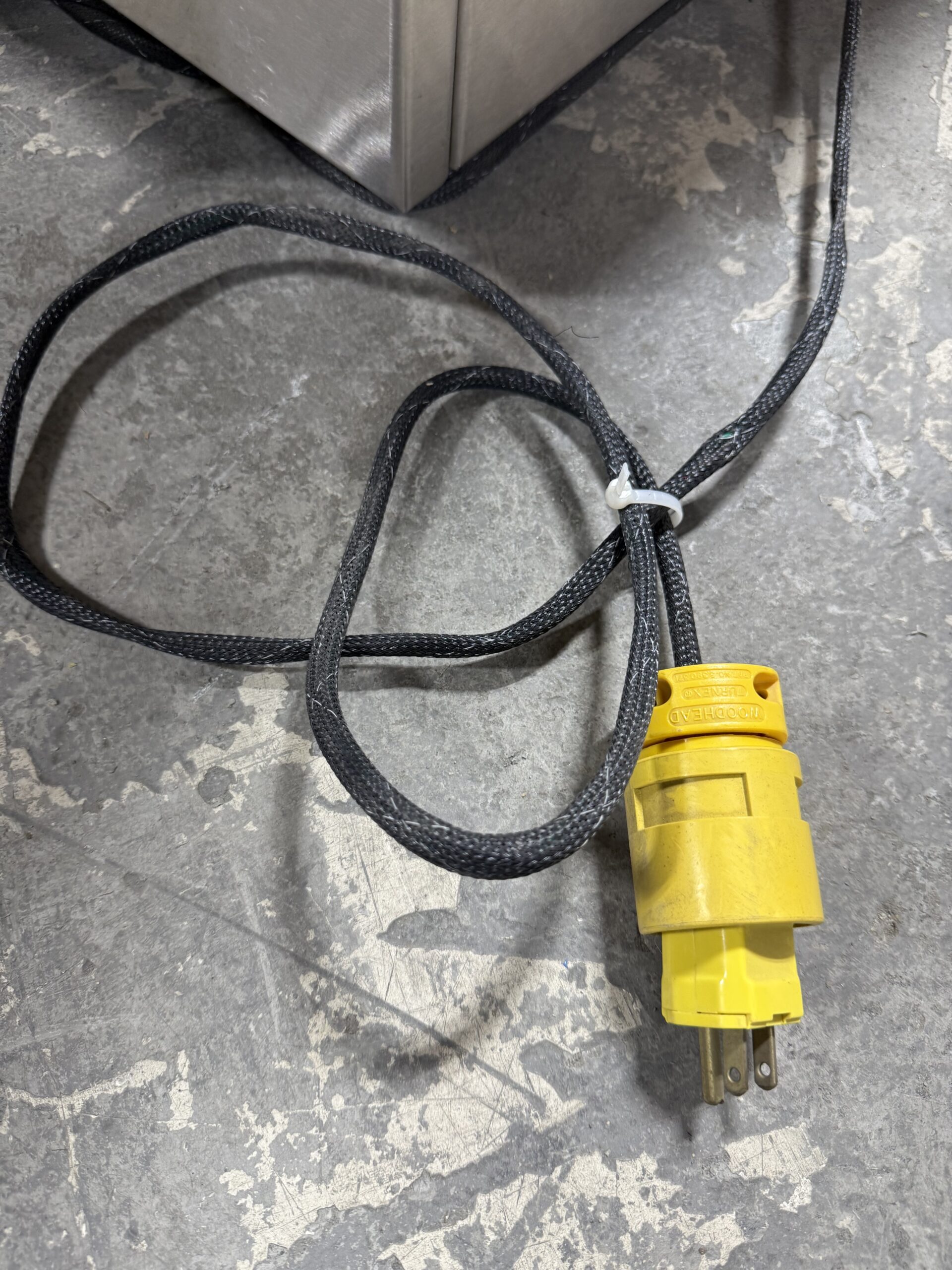 Schenck AccuRate Tuf-Flex Mass Flow Hopper – NEMA-4X IP-65